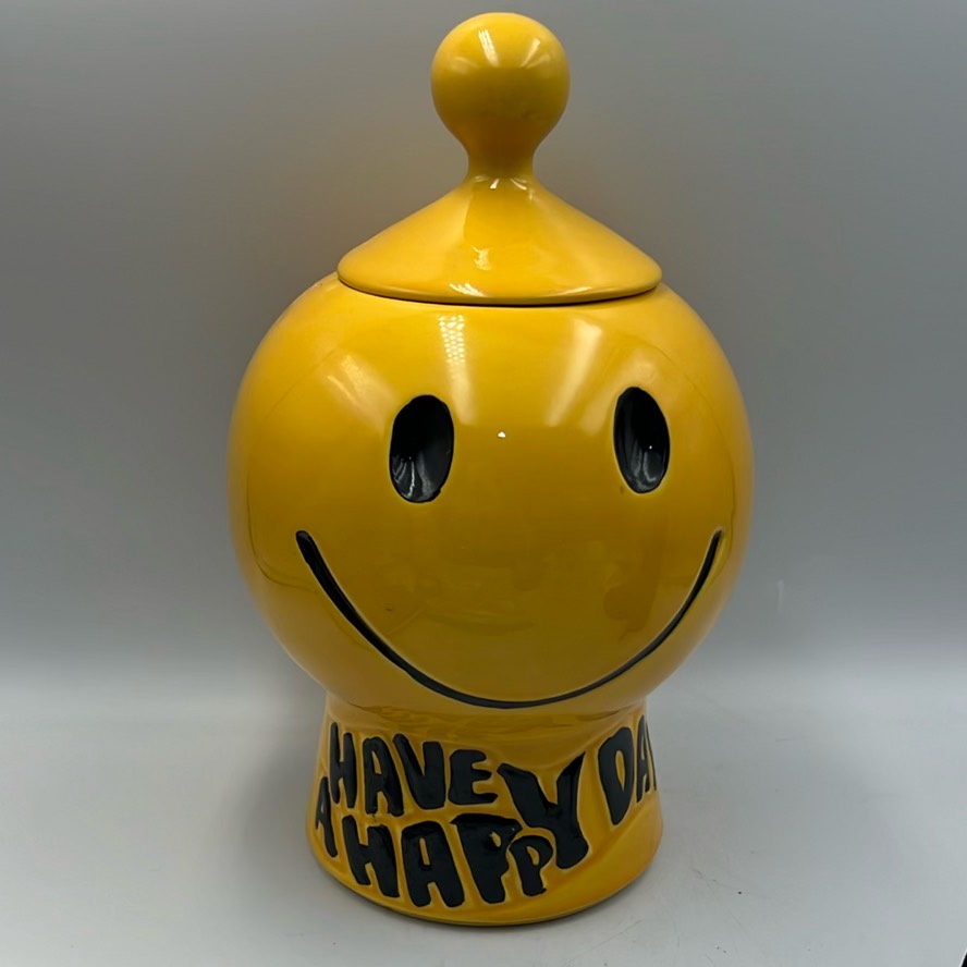 McCoy Pottery Smiley Face Cookie Jar With Lid 11”