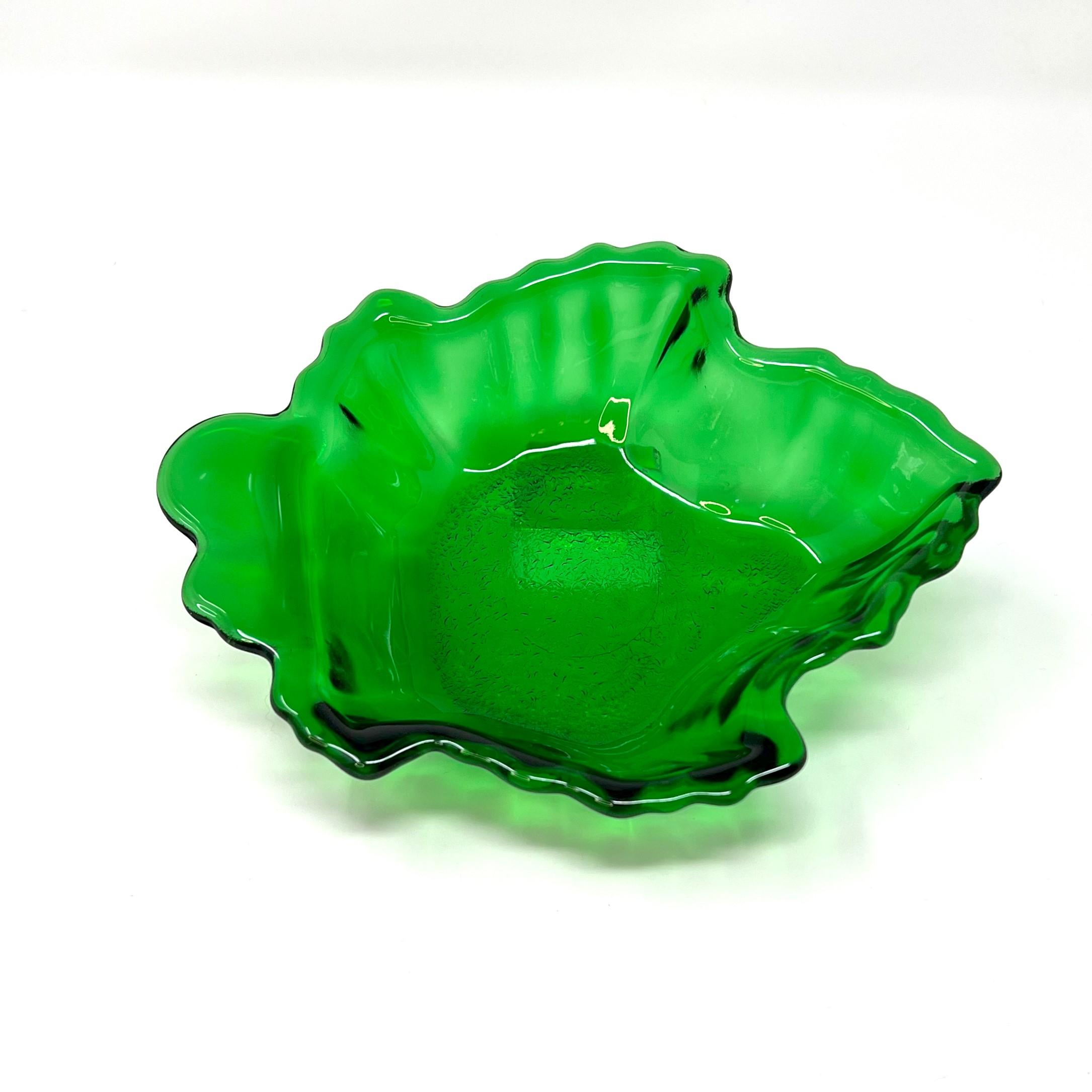 Vintage Anchor Hocking Forest Green Maple Leaf Candy Nut Dessert Dish ...