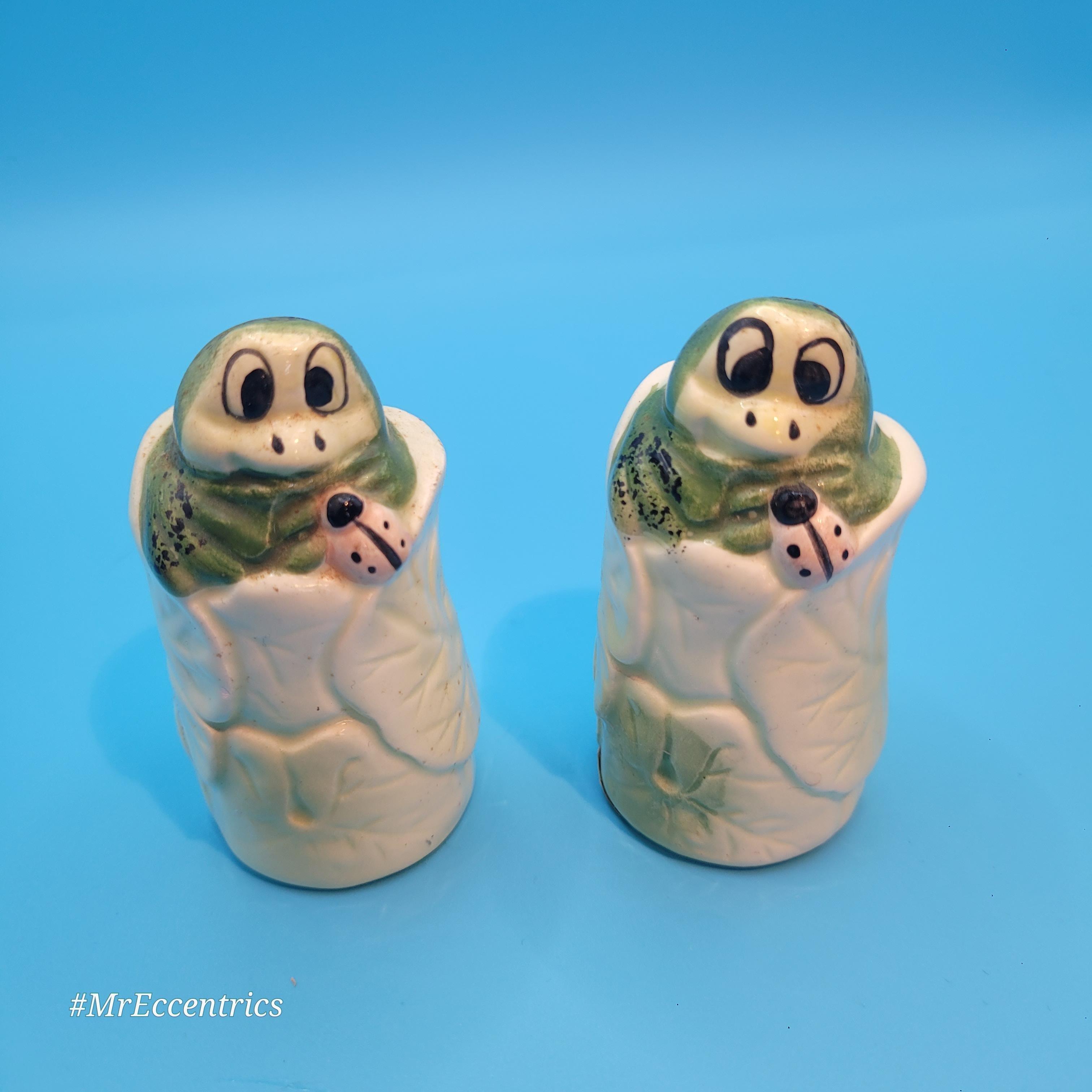 Vintage Neil The Frog With Lady Bug Salt and Pepper Shakers Ceramic Japan