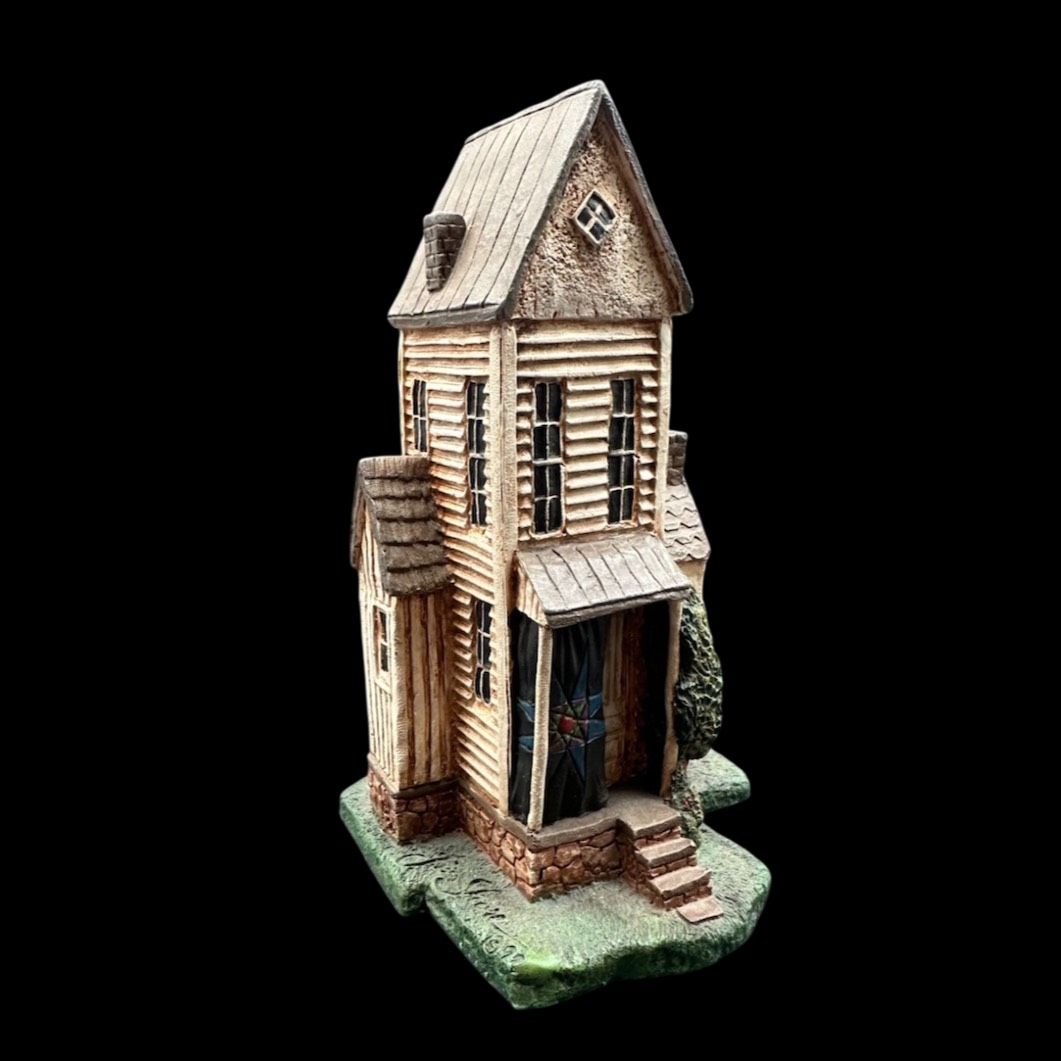 Early Jim Shore Blue Starburst Door Amish Salt Box House, 1992