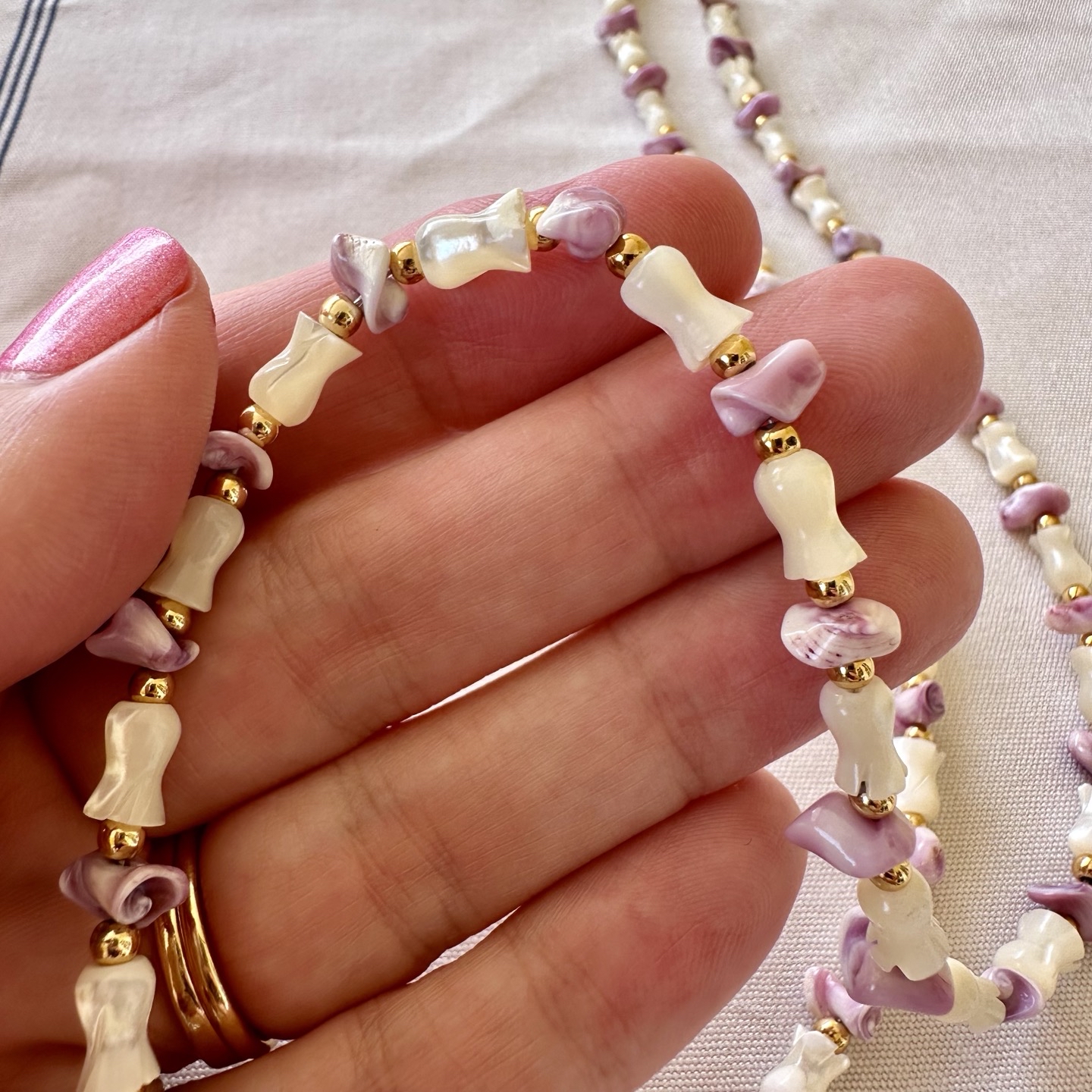 022. Vintage carved shell/mother of pearl Pikake bead necklace Hawaiian ...