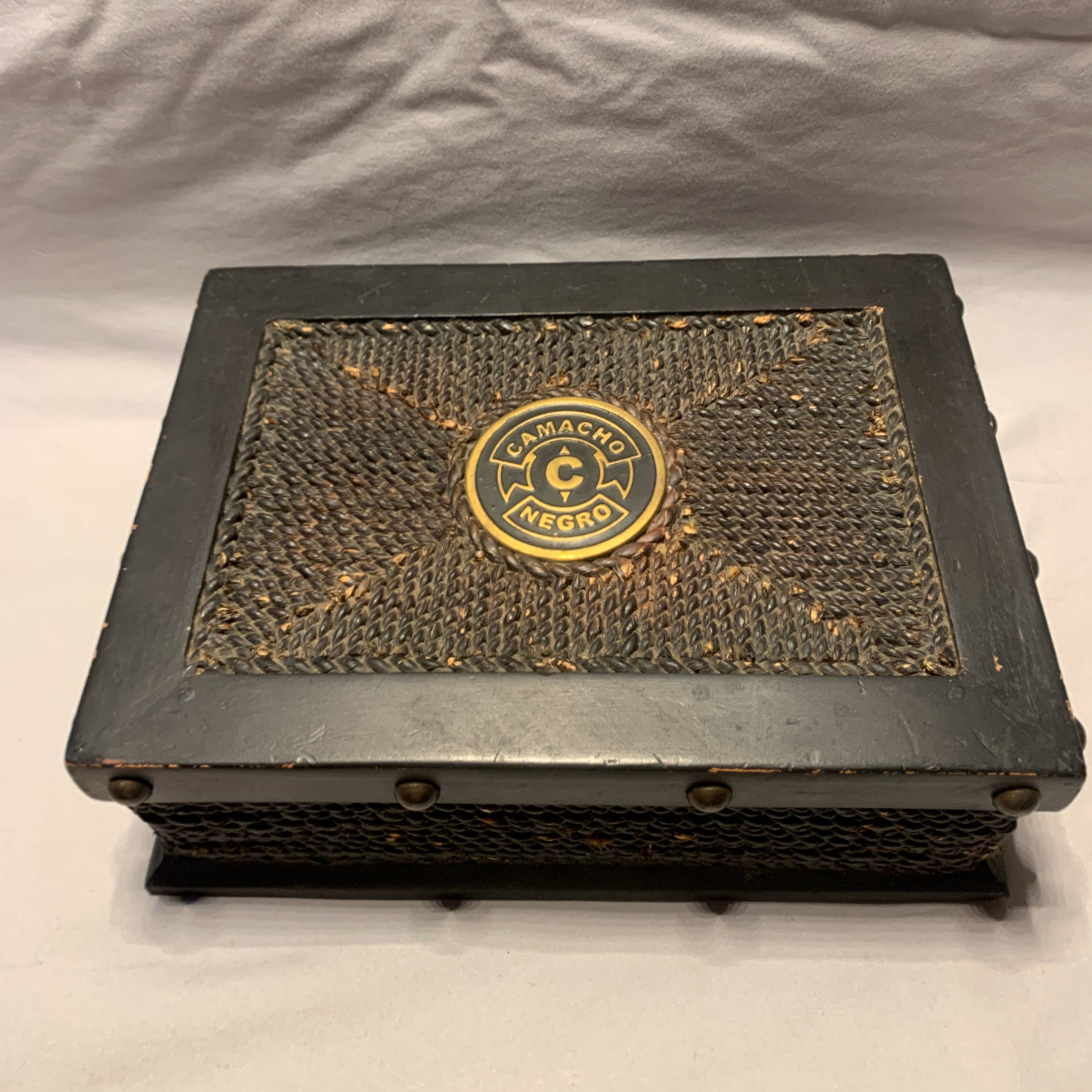 Vintage Camacho Negro Cigar Box Gold & Black 9.5 ”x 6.5”x 3.5” Honduras