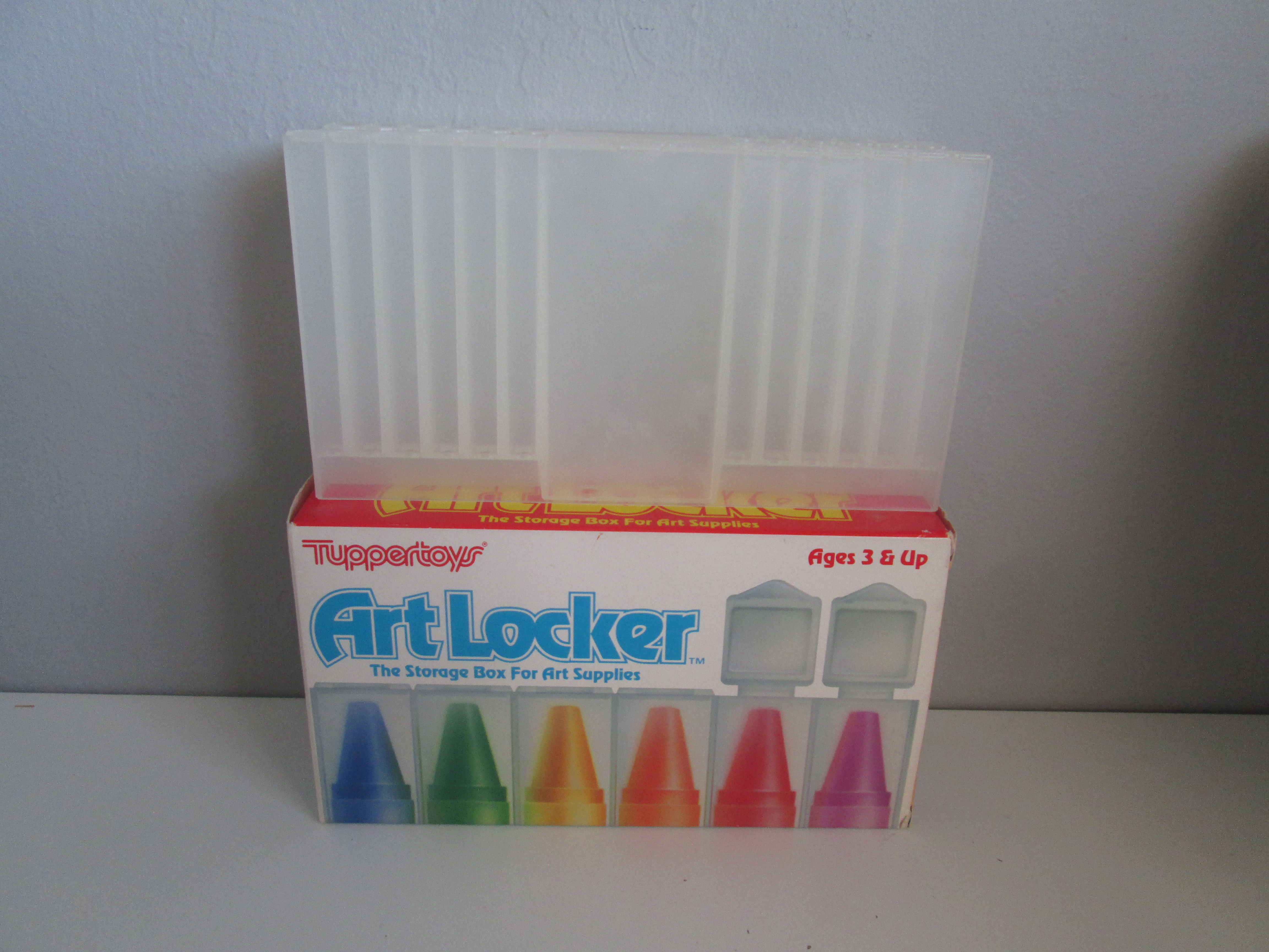 NOS 1987 Tuppertoys Art Locker Storage Box For Crayons Pencils Tupperware