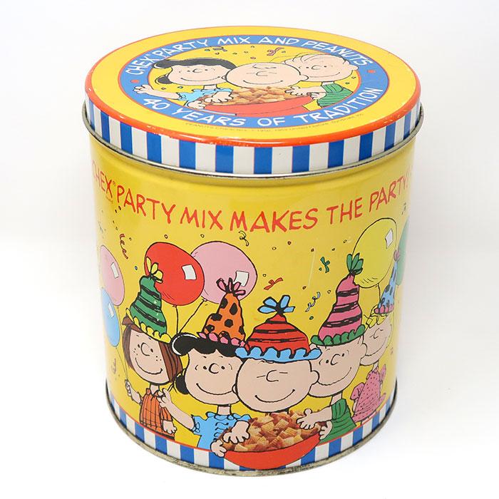 Peanuts Party Mix Tin - 40 Years of Tradition