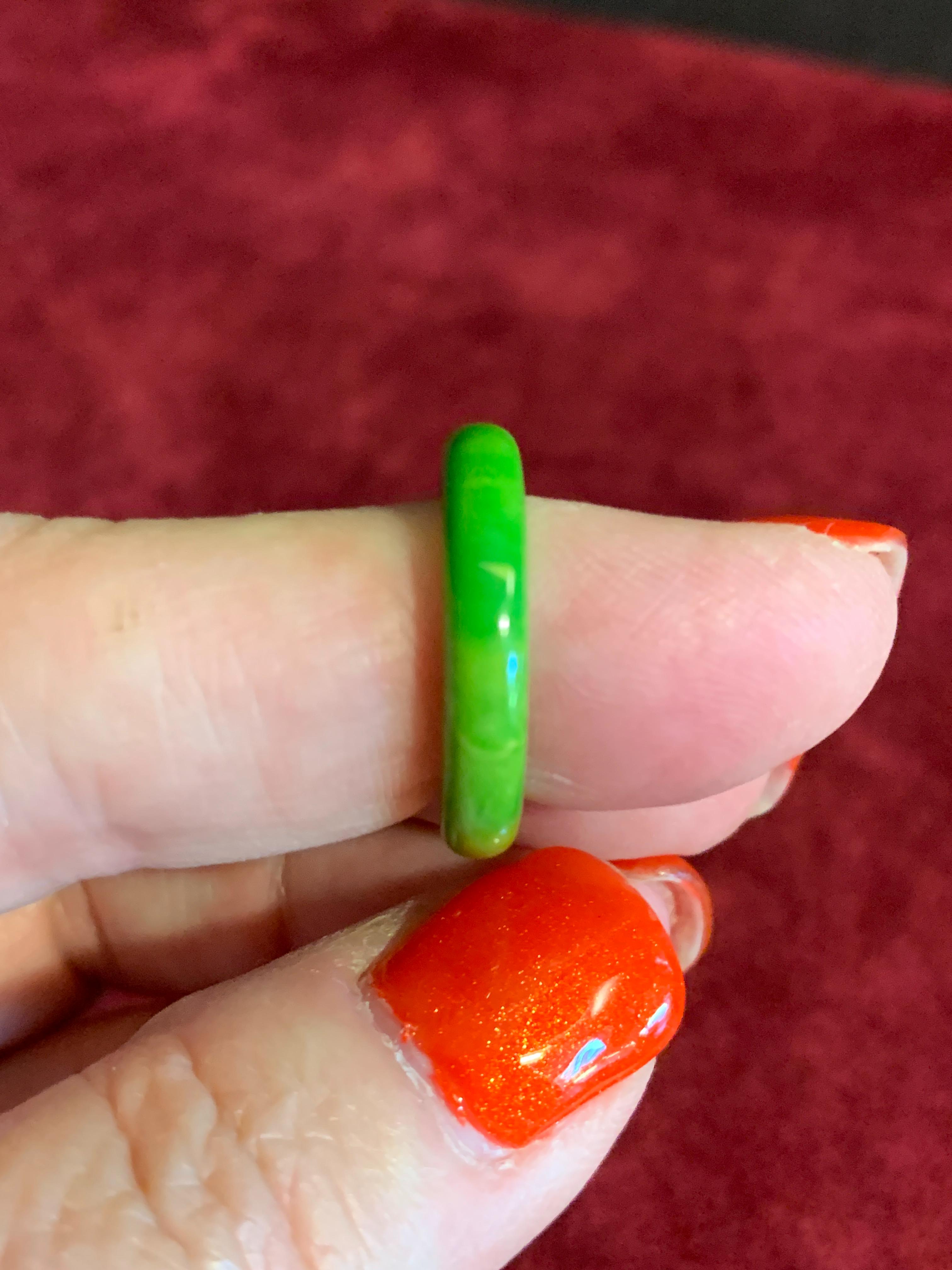 Green Bakelite Ring