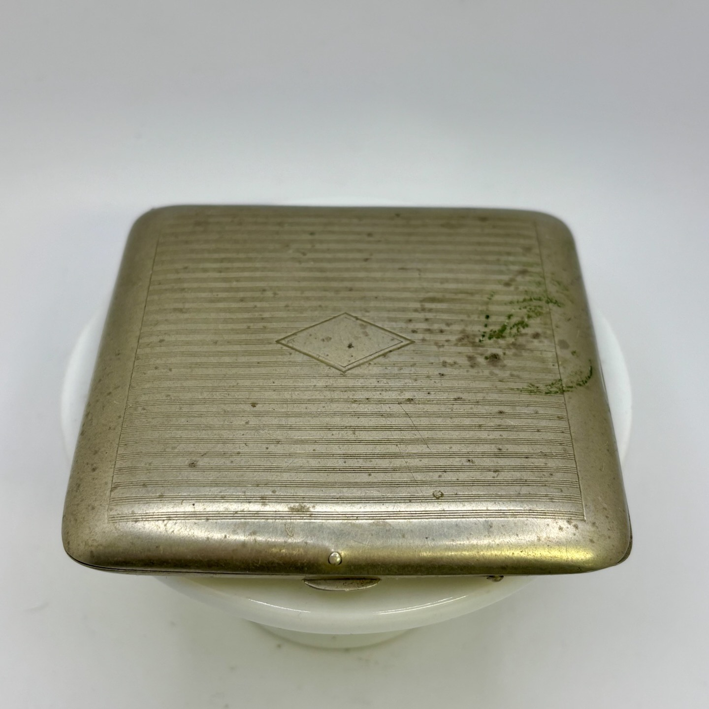 Vintage Spring Loaded Cigarette Case 3”
