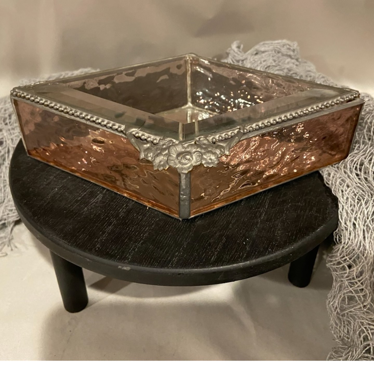 Glass Trinket Box Soldered Flower Edge Detail Diamond