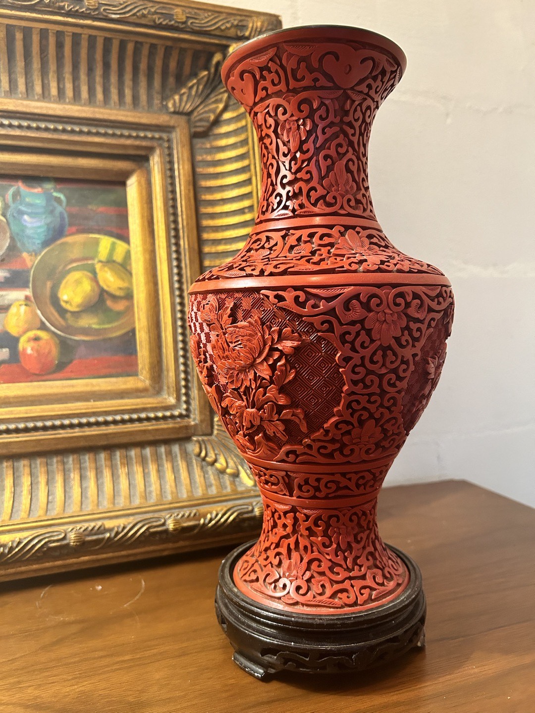 Vintage Chinese Lacquerware Carved Vase