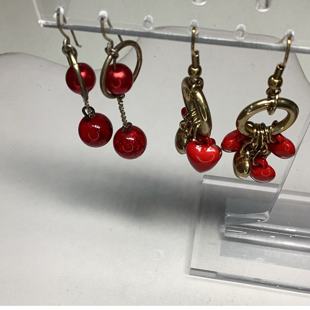 2 Pair Red Pierced Earrings
