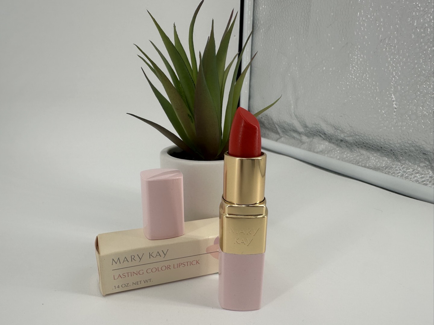 NEW VINTAGE Mary Kay Ruby Red Lasting Color Lipstick 3553