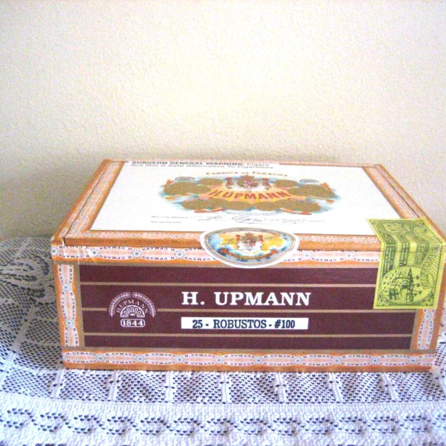H. Upmann Vtg Robustos #100, EMPTY Wooden Collectible Cigar Box ...