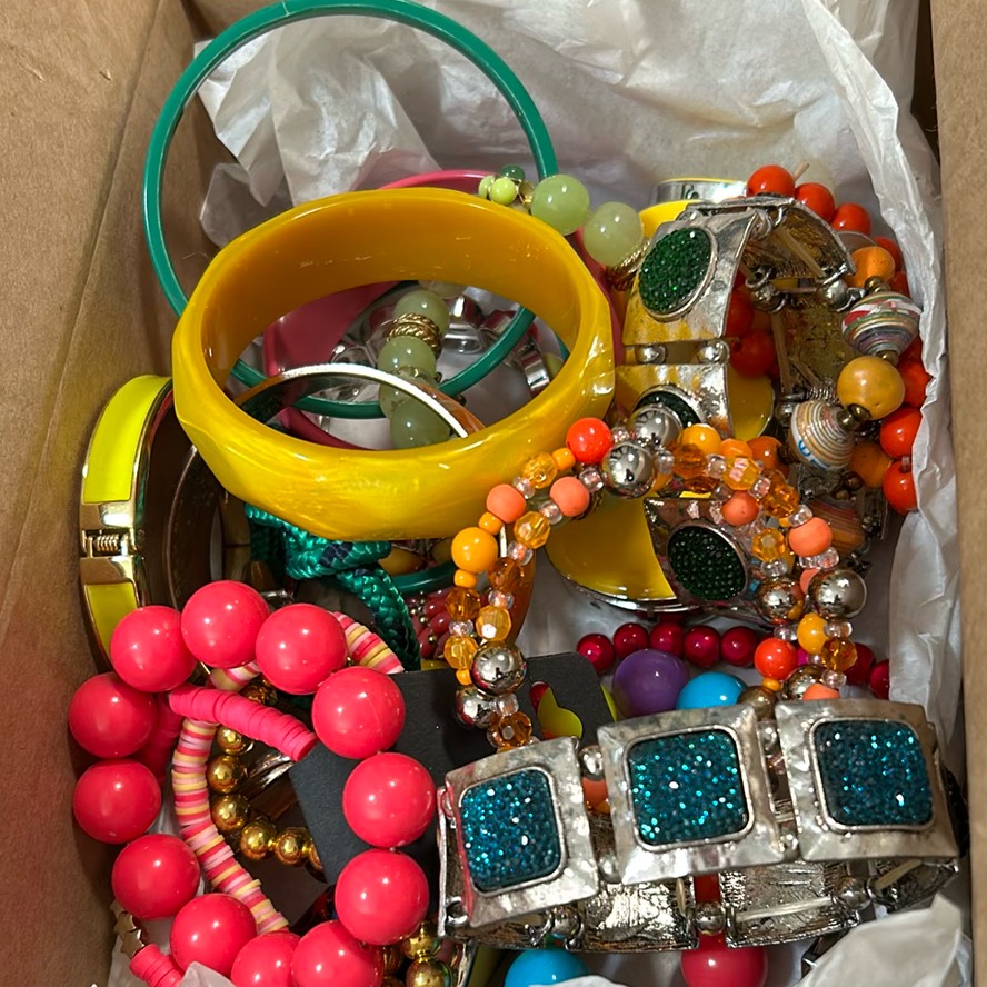 Bright Bangle Bracelet Box