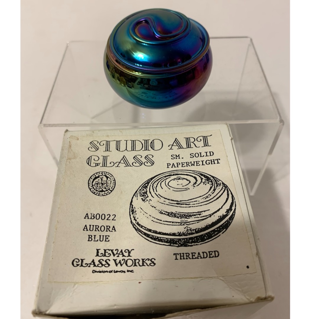 Levay Threaded Aurora Blue Mini Weight in Box