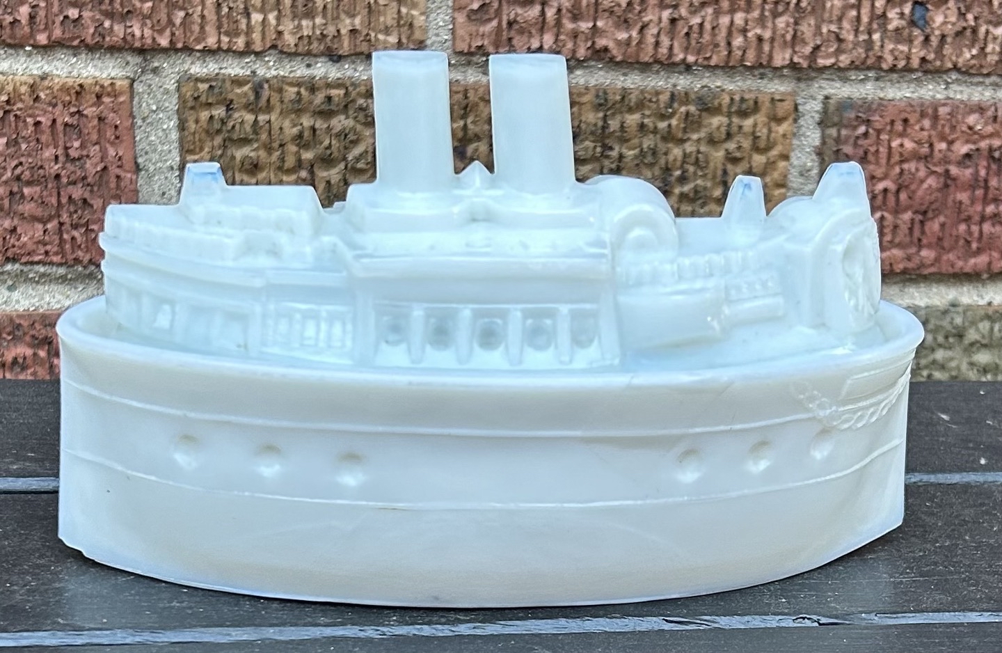 Vintage Battleship Condiment Boat Box in Opaque White Glass - E. C ...