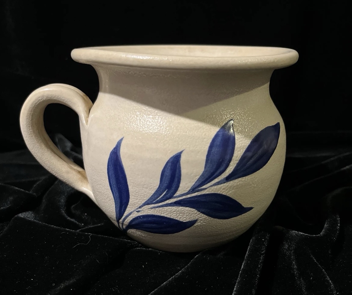 #364 - Williamsburg Pottery Handled Pot