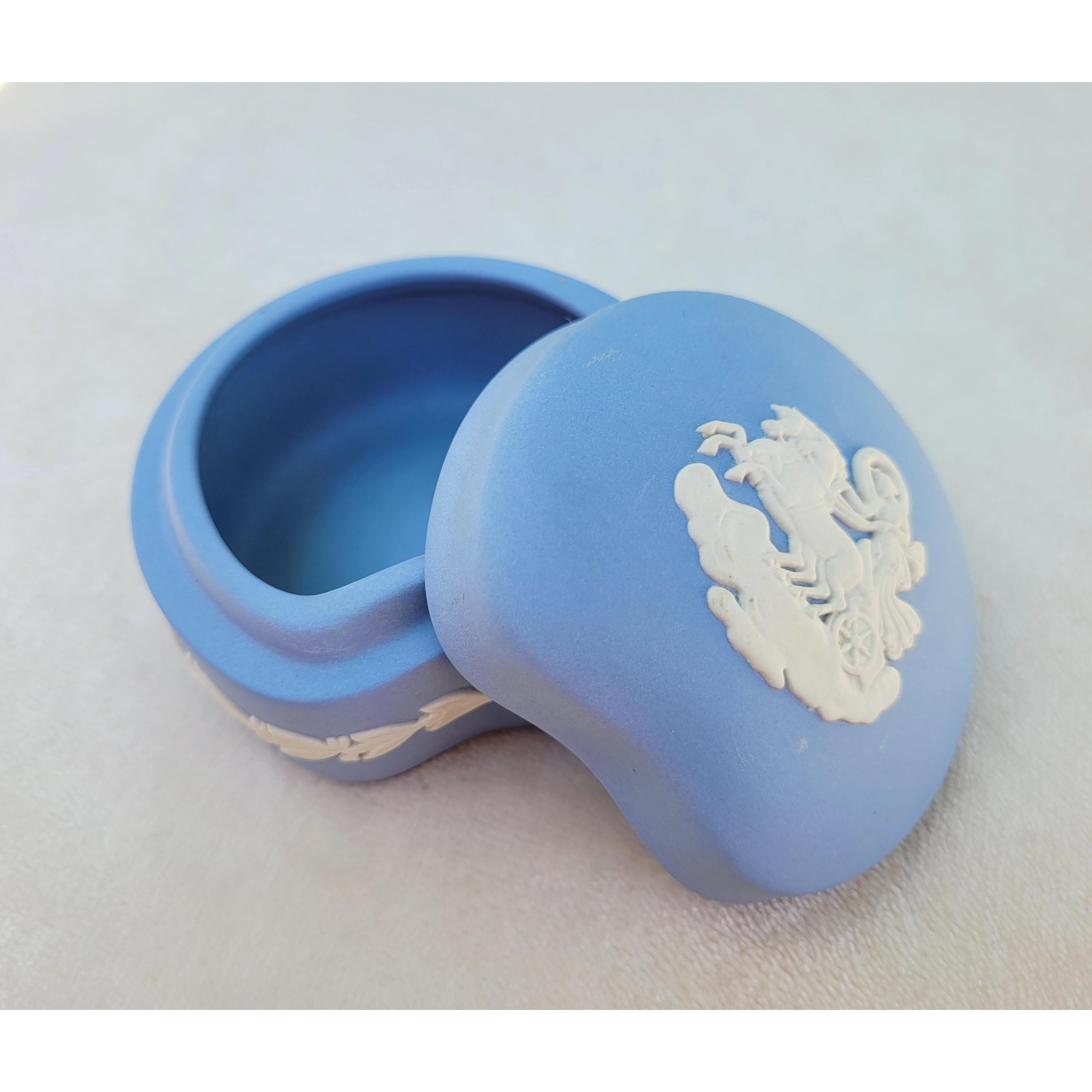 Vintage Wedgwood Lady Chariot and Horses Scene Trinket Box Blue Jasperware
