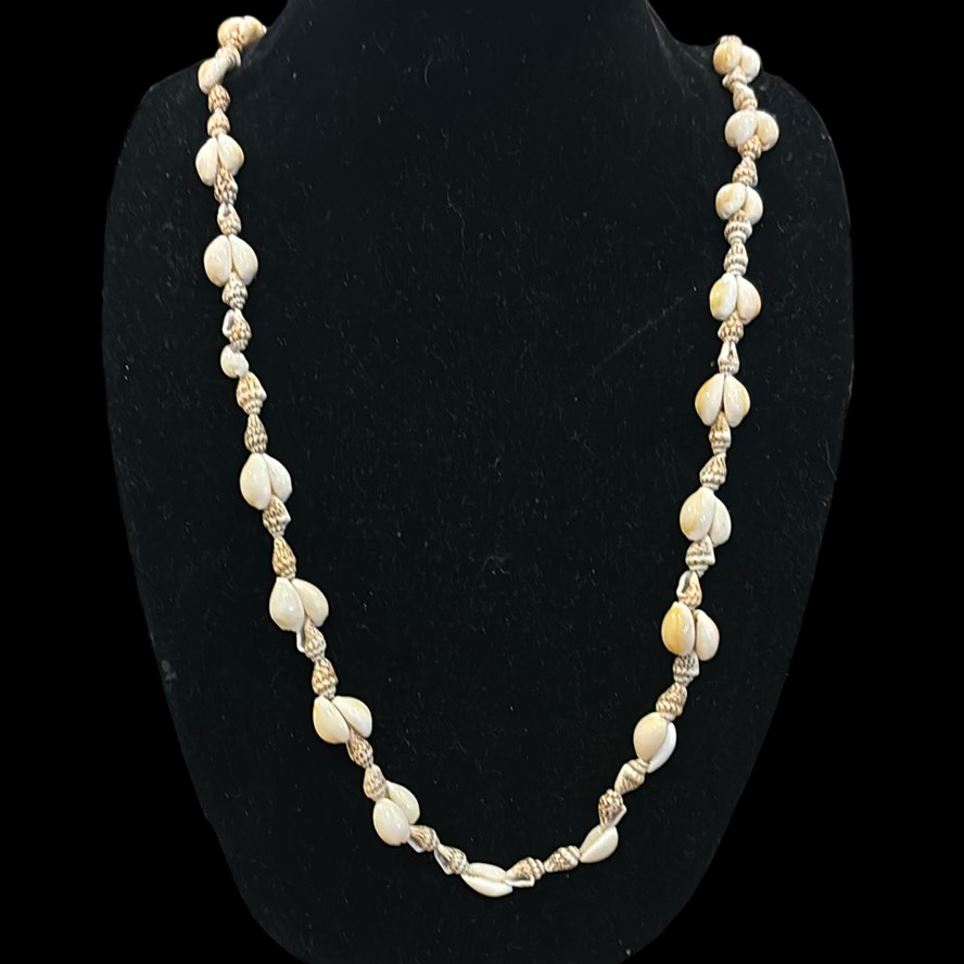 18” Vintage Hawaiian Cowrie & Mini Conch Sea Shell Necklace Natural ...