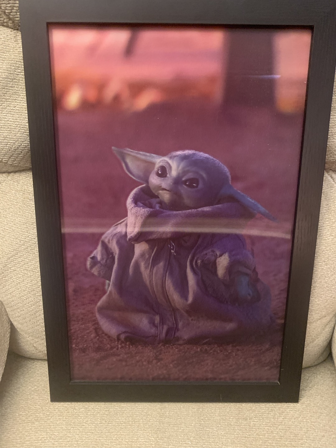 031 Baby Yoda Hologram Print