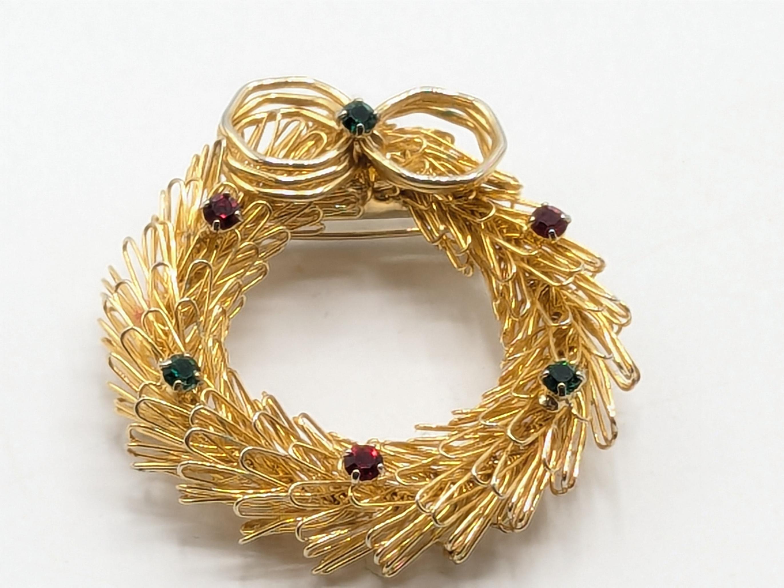 Vintage Gold Tone Wire Wreath Brooch Pin Prong Set Rhinestones Holiday ...