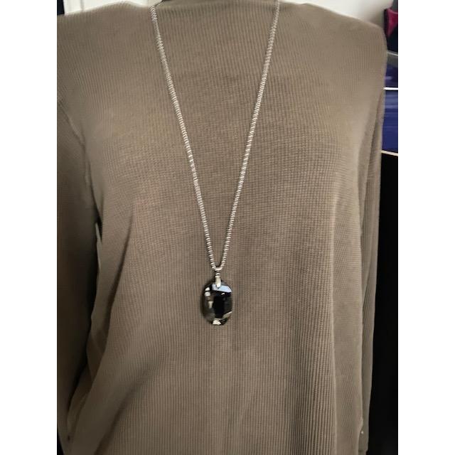 Paparazzi Gemstone Grandeur Silver Necklace W matching Earrings.9 14