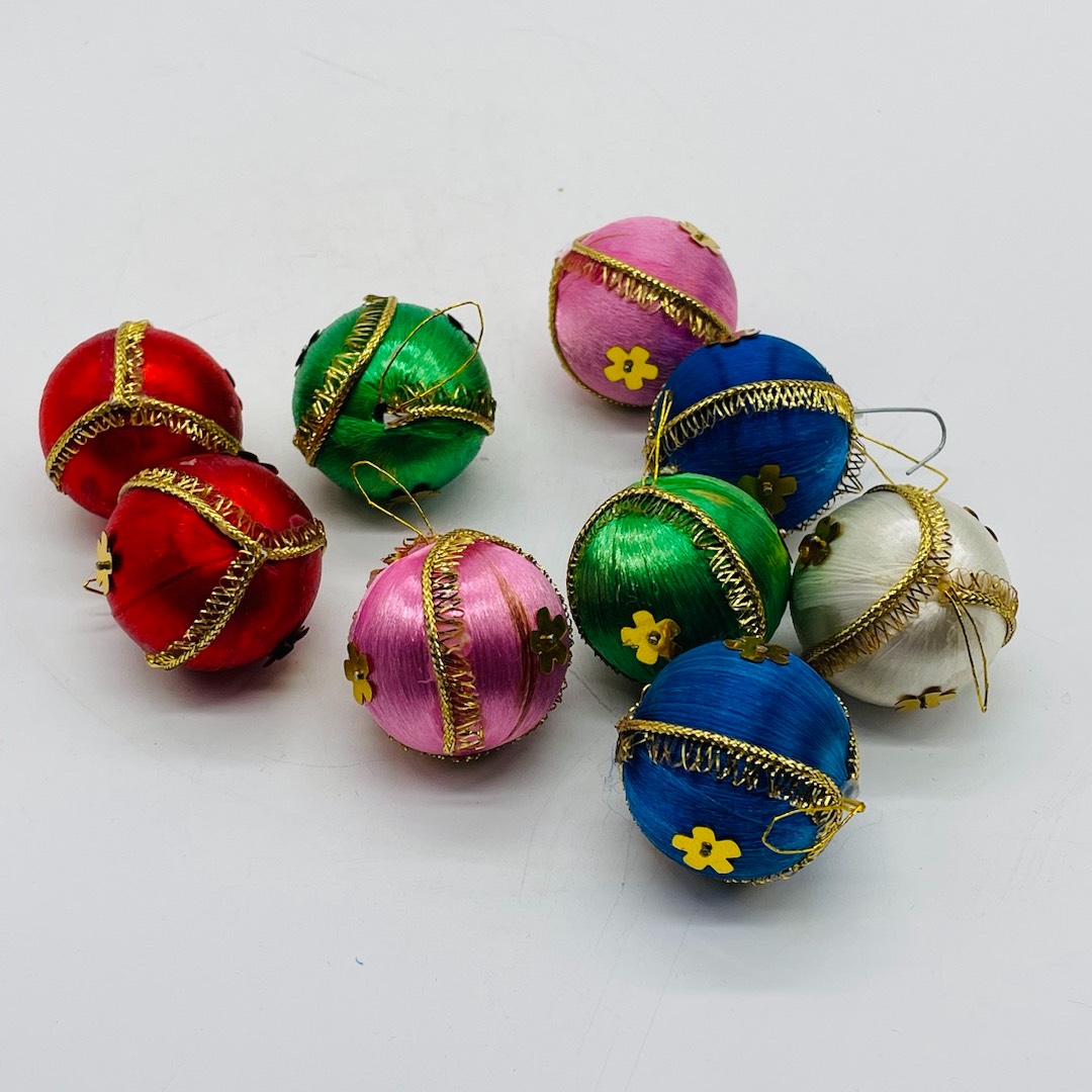 Satin Balls with Good Trim 9ct