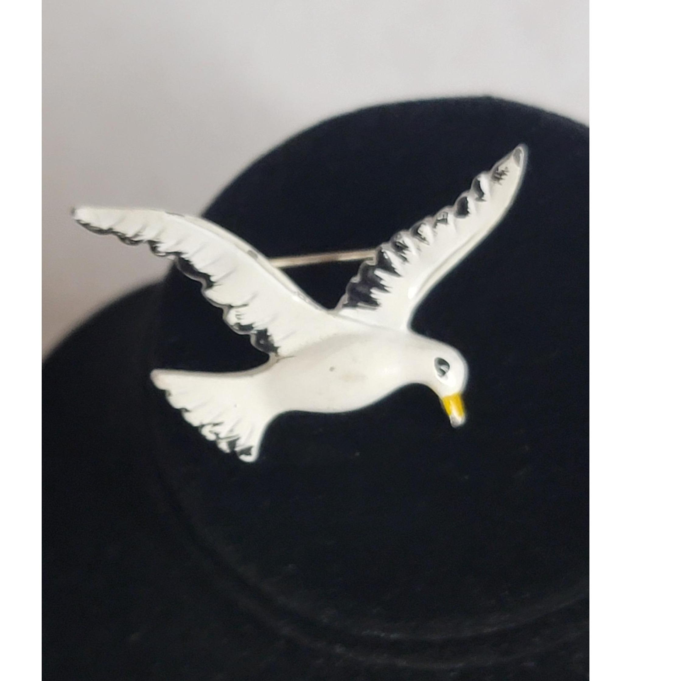 Seagull Brooch