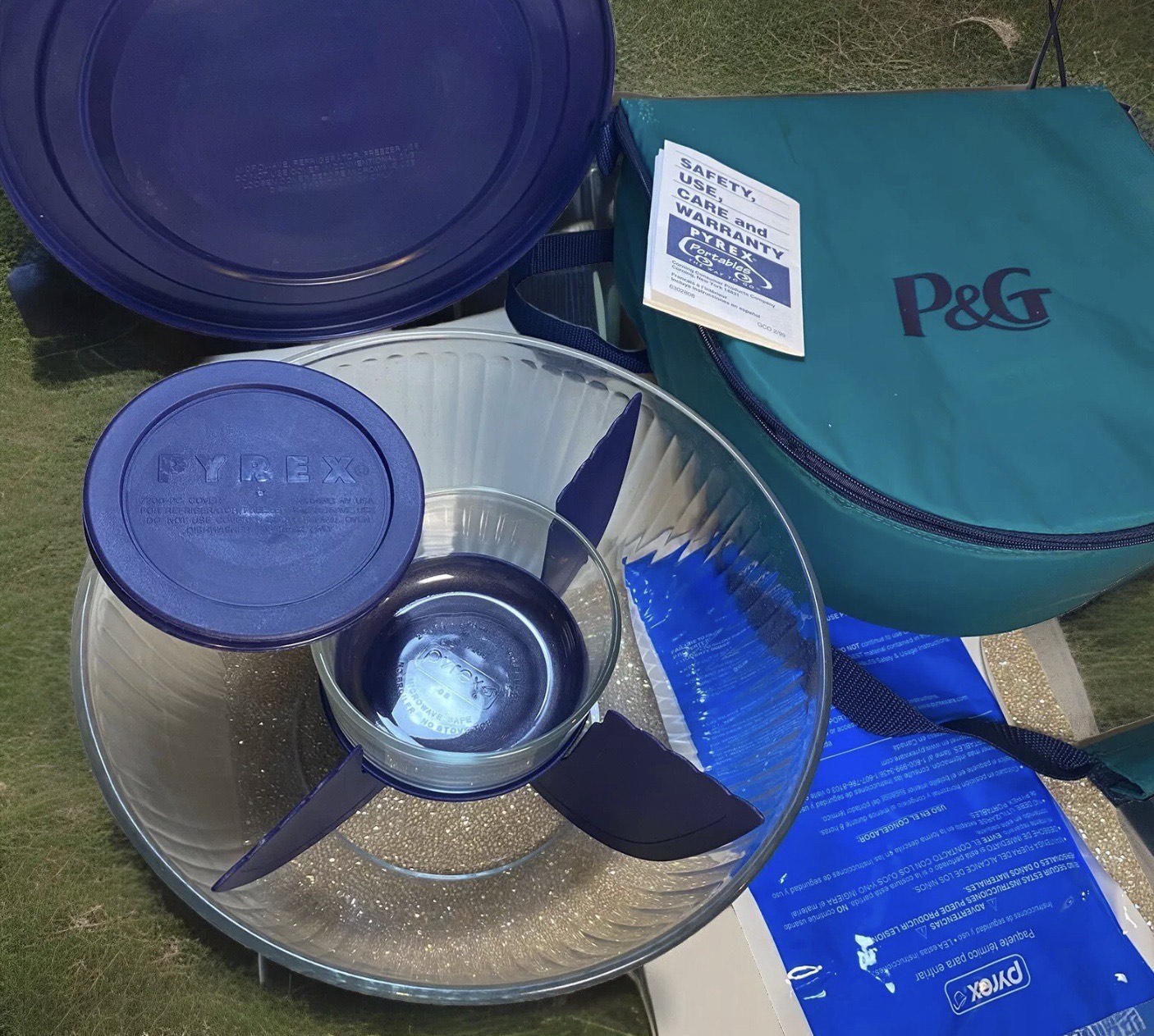 Vintage Pyrex Portables Way To GO SET Lg Bowl, Sm Bowl, Lids Ice Pack ...