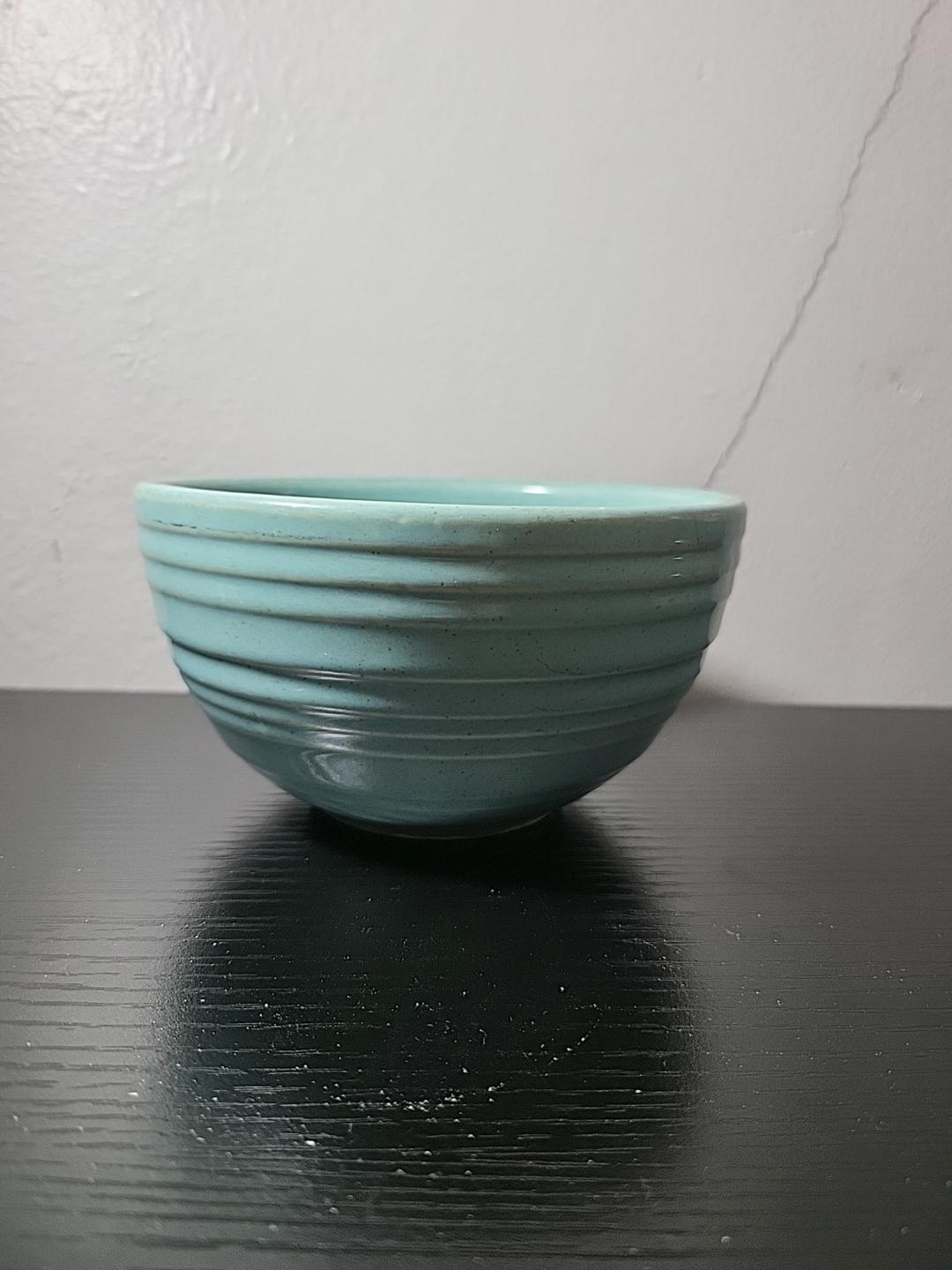 Vintage McCoy Beehive Speckled Robins Egg Blue Nesting Mixing Bowl