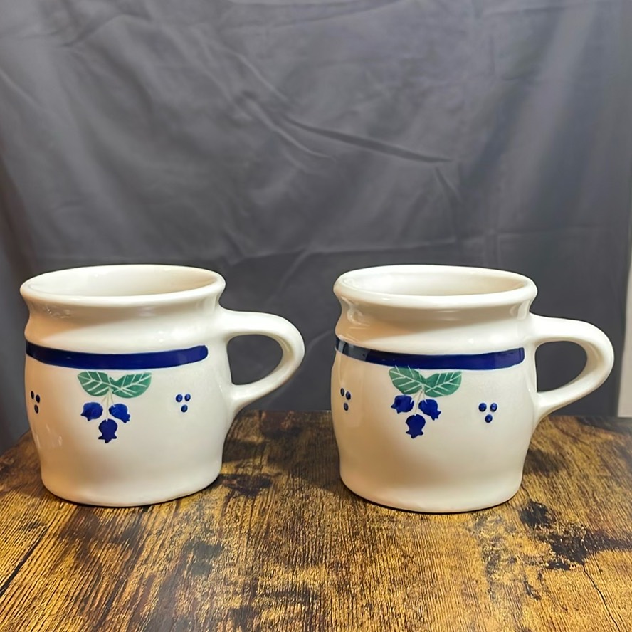Set Of 2 Hartstone Blueberries Mugs