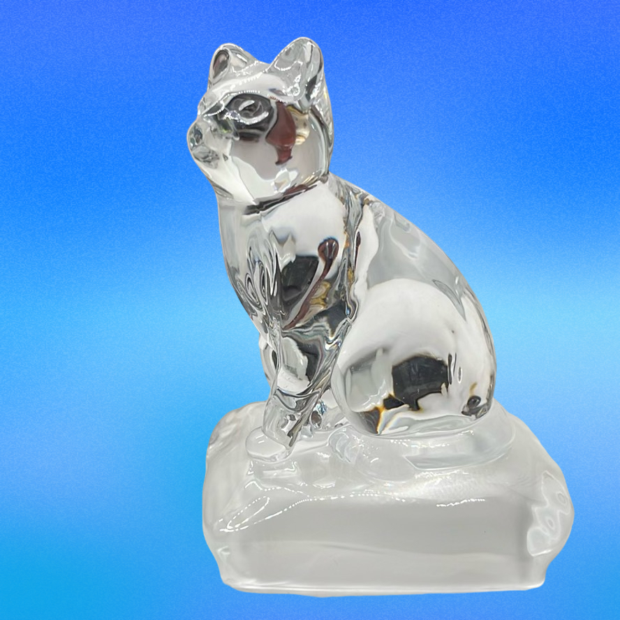 07. Clear Glass Cat Paperweight Figurine Sitting On Frosted Glass ...