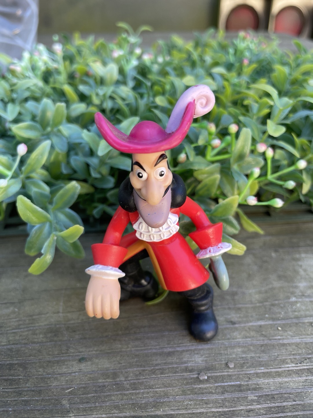 Captain Hook Pirate Figure Walt Disney Jake & the Never Land Peter Pan ...