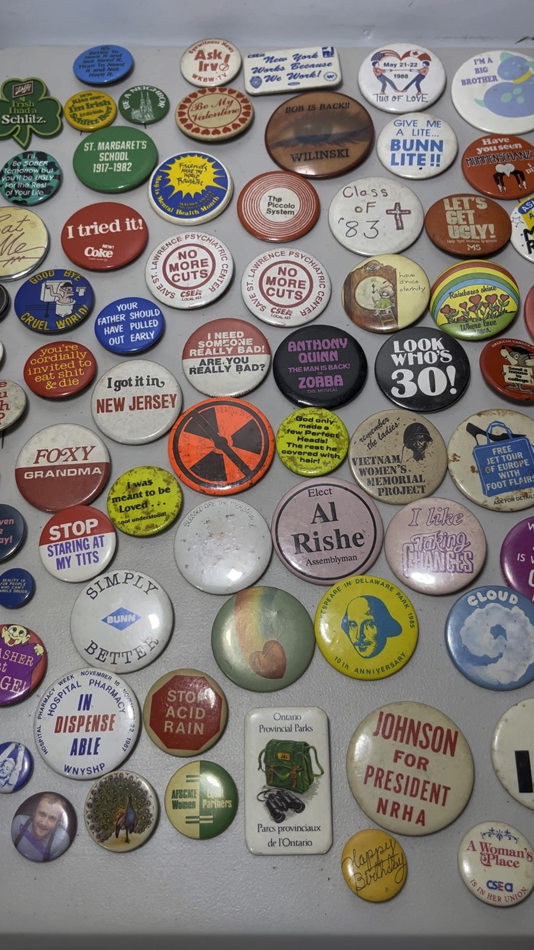 Huge Miscellaneous Lot Of Vintage Buttons.