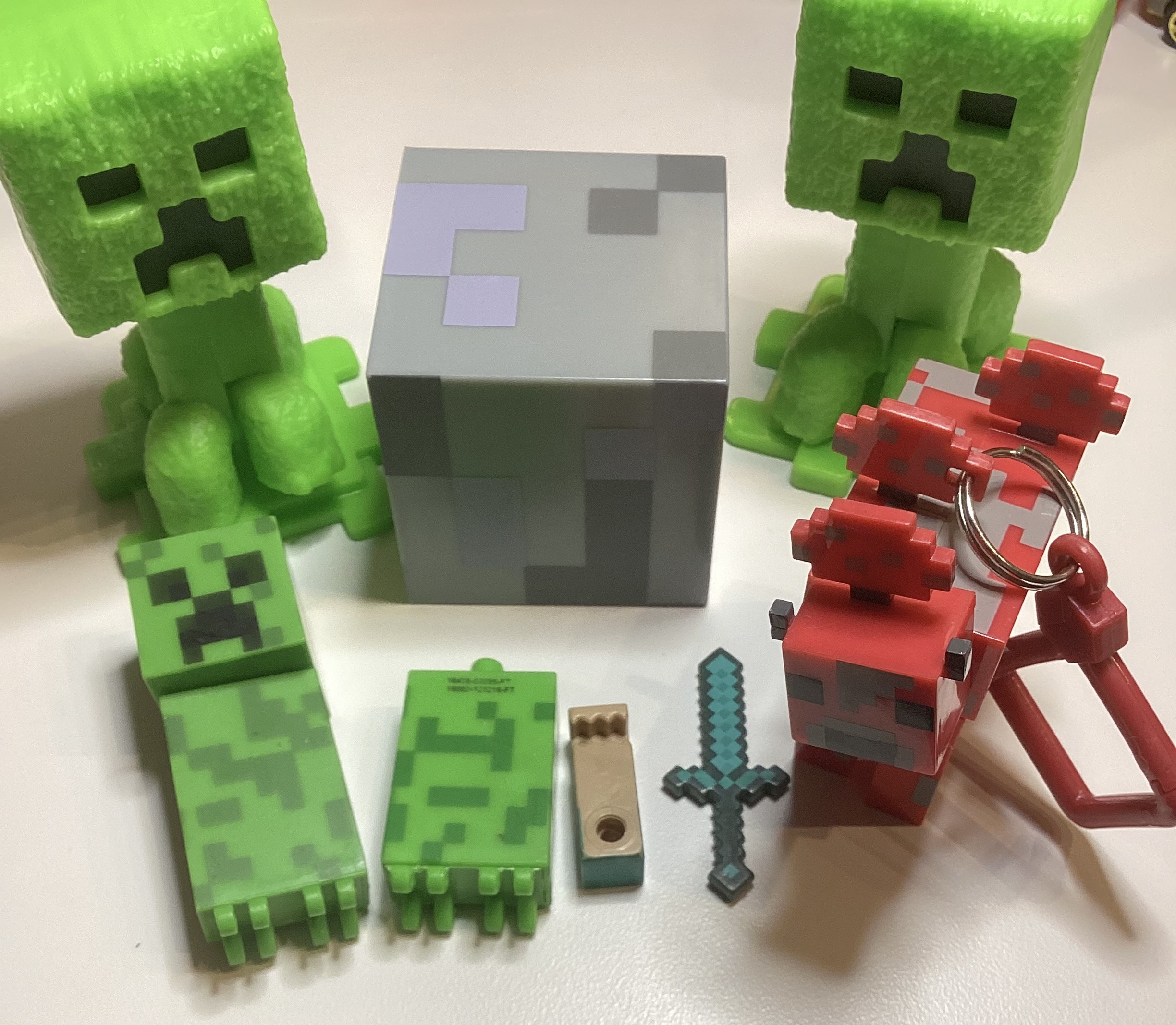 Minecraft Collectible Mini Figures Mixed Lot Mooshroom Sword McDonalds ...