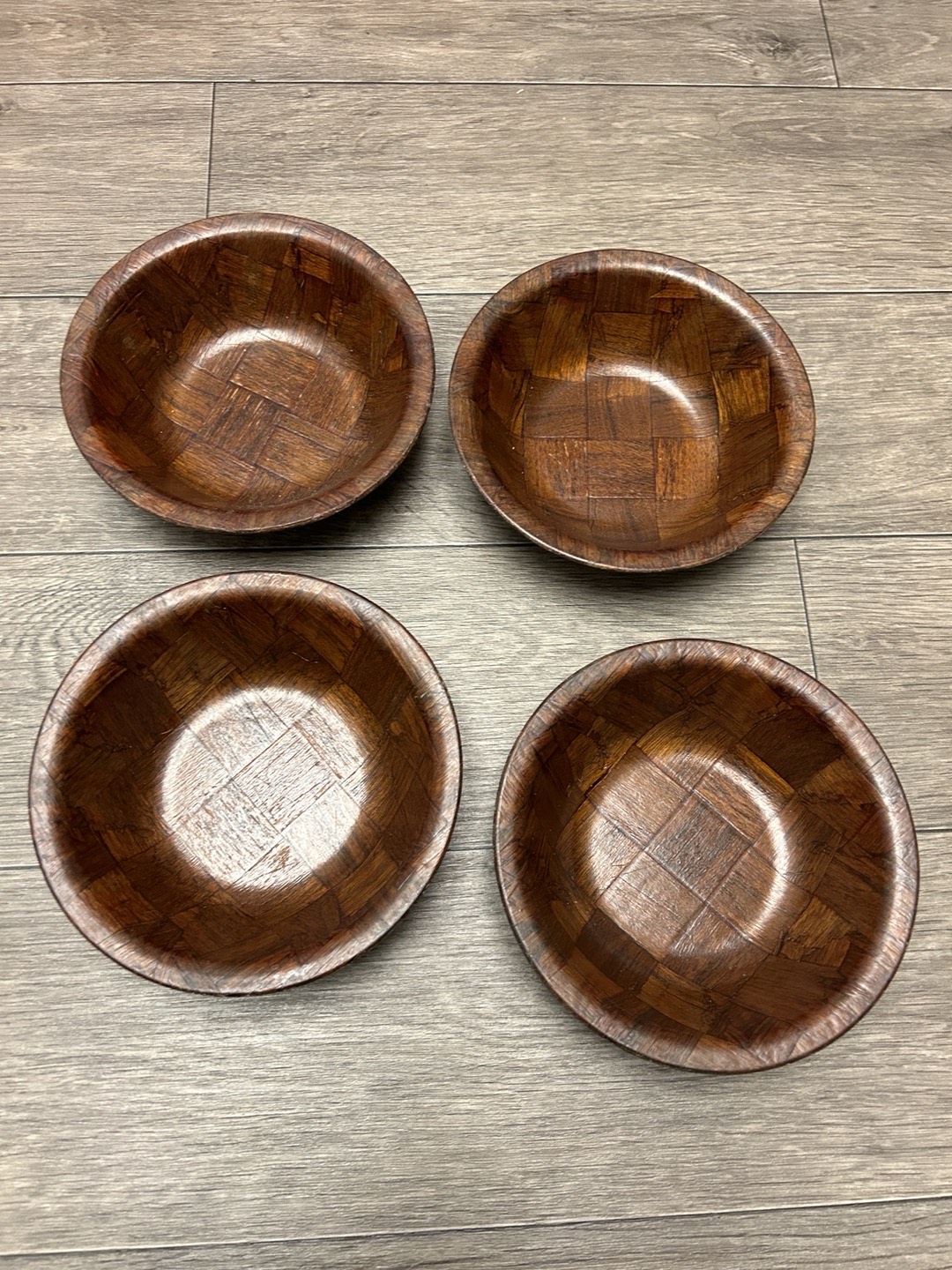 Weave style bowls