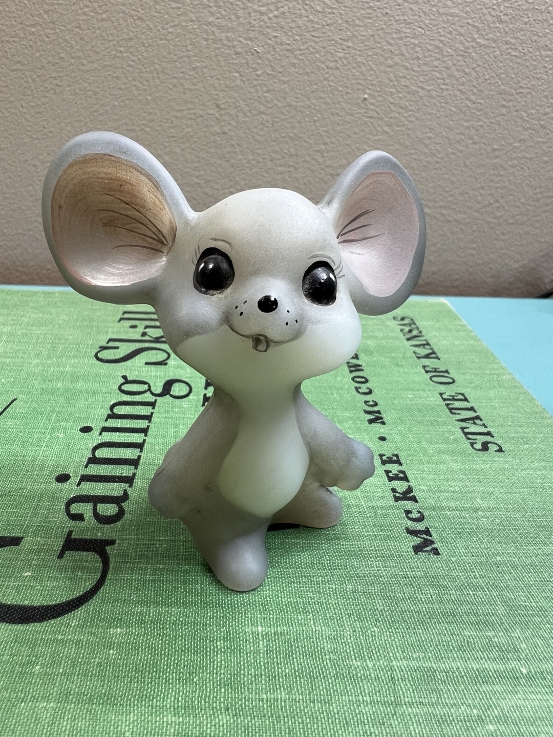 Hand Painted Fenton Mouse Figure