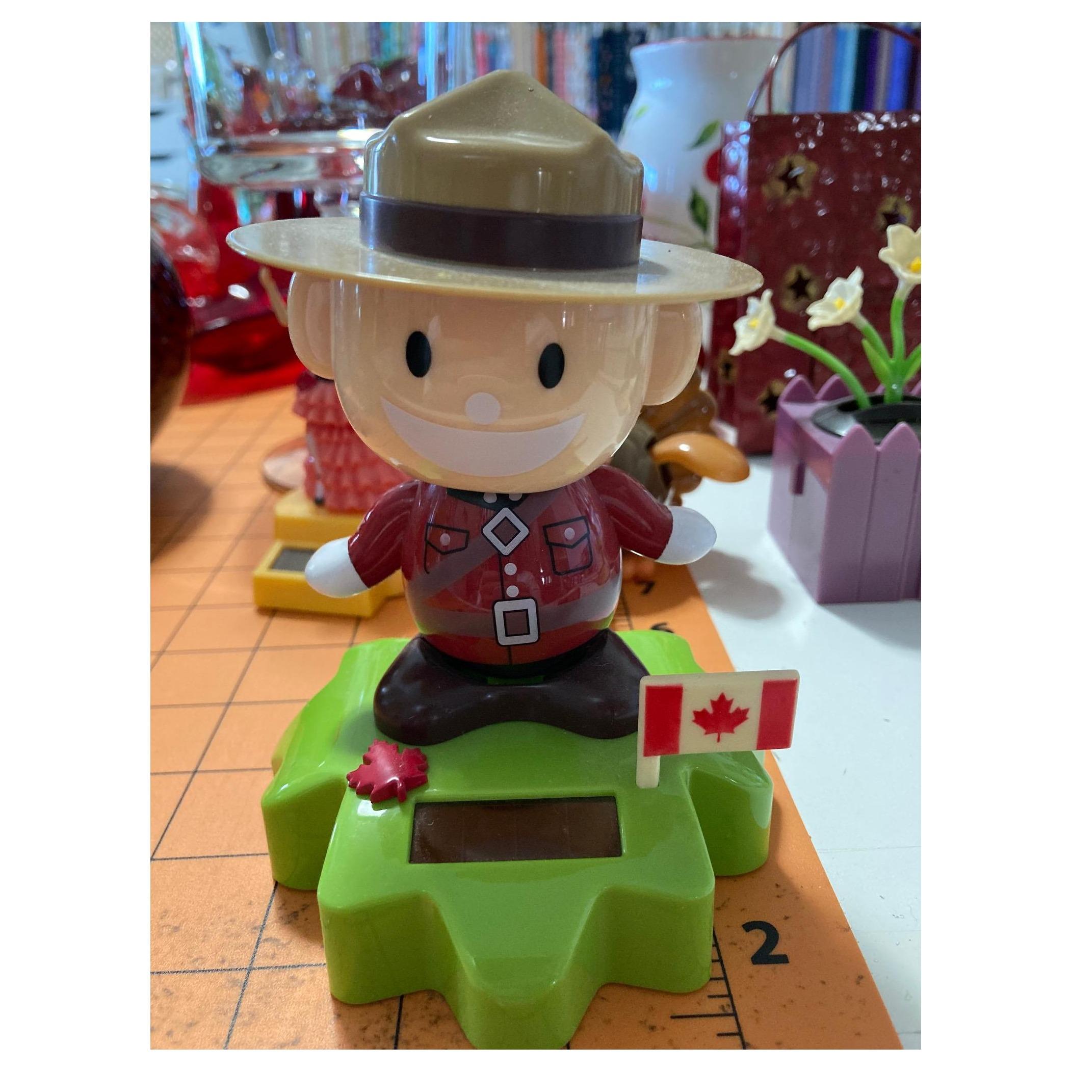 Canada Mountie Toy Mover/Dancer