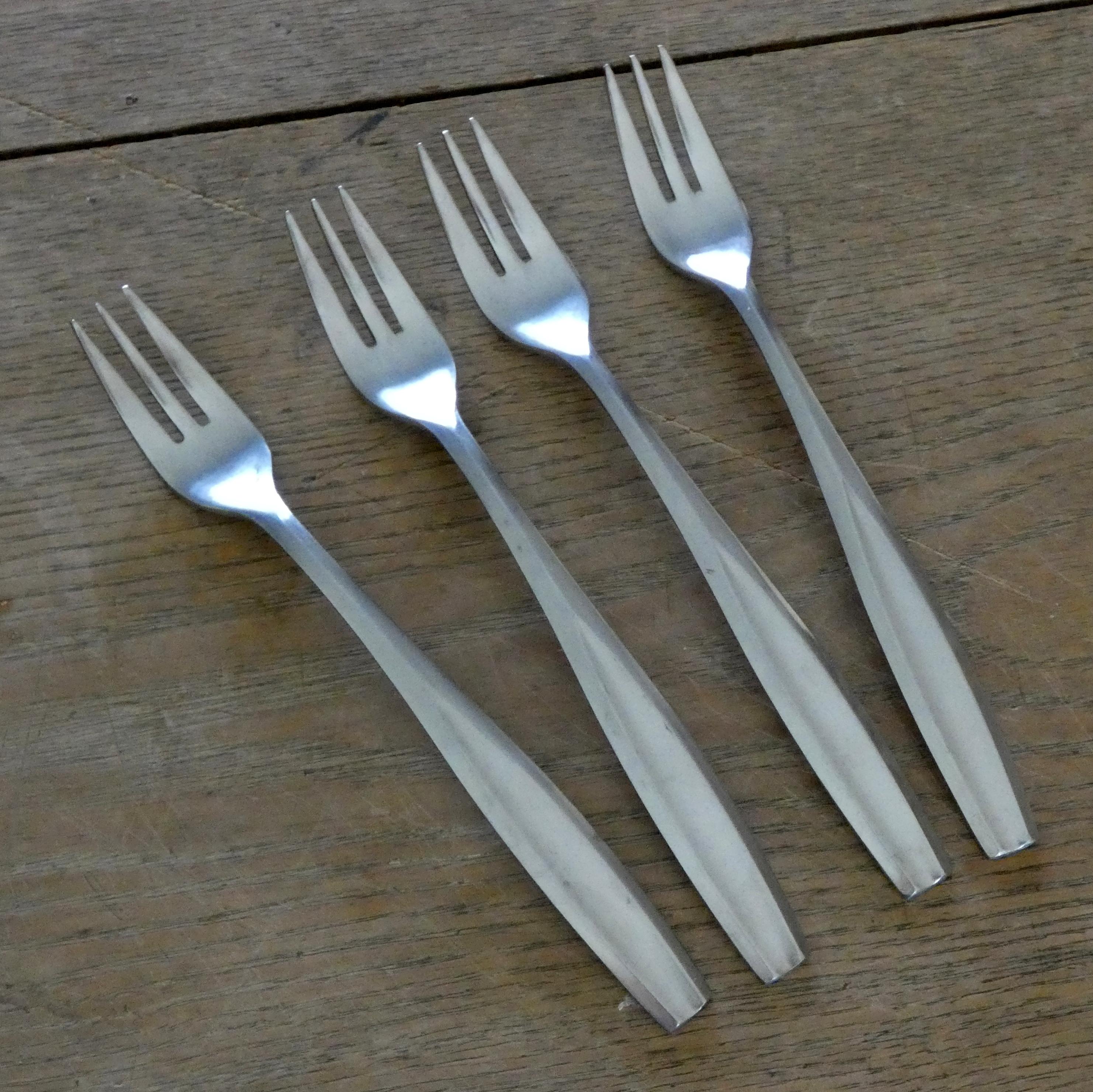 Gourmet Settings Cocktail Forks, Beam Pattern, Stainless