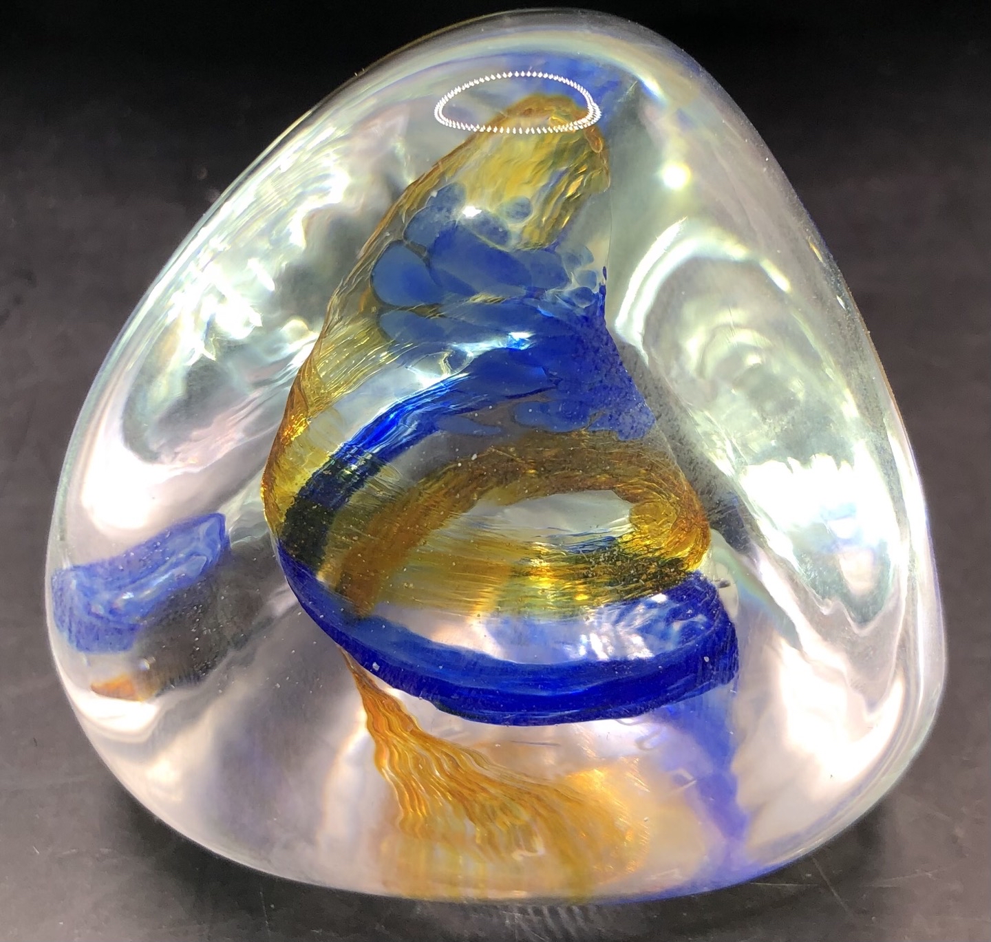 #09B - Caithness Paperweight Pebble Blue And Topaz