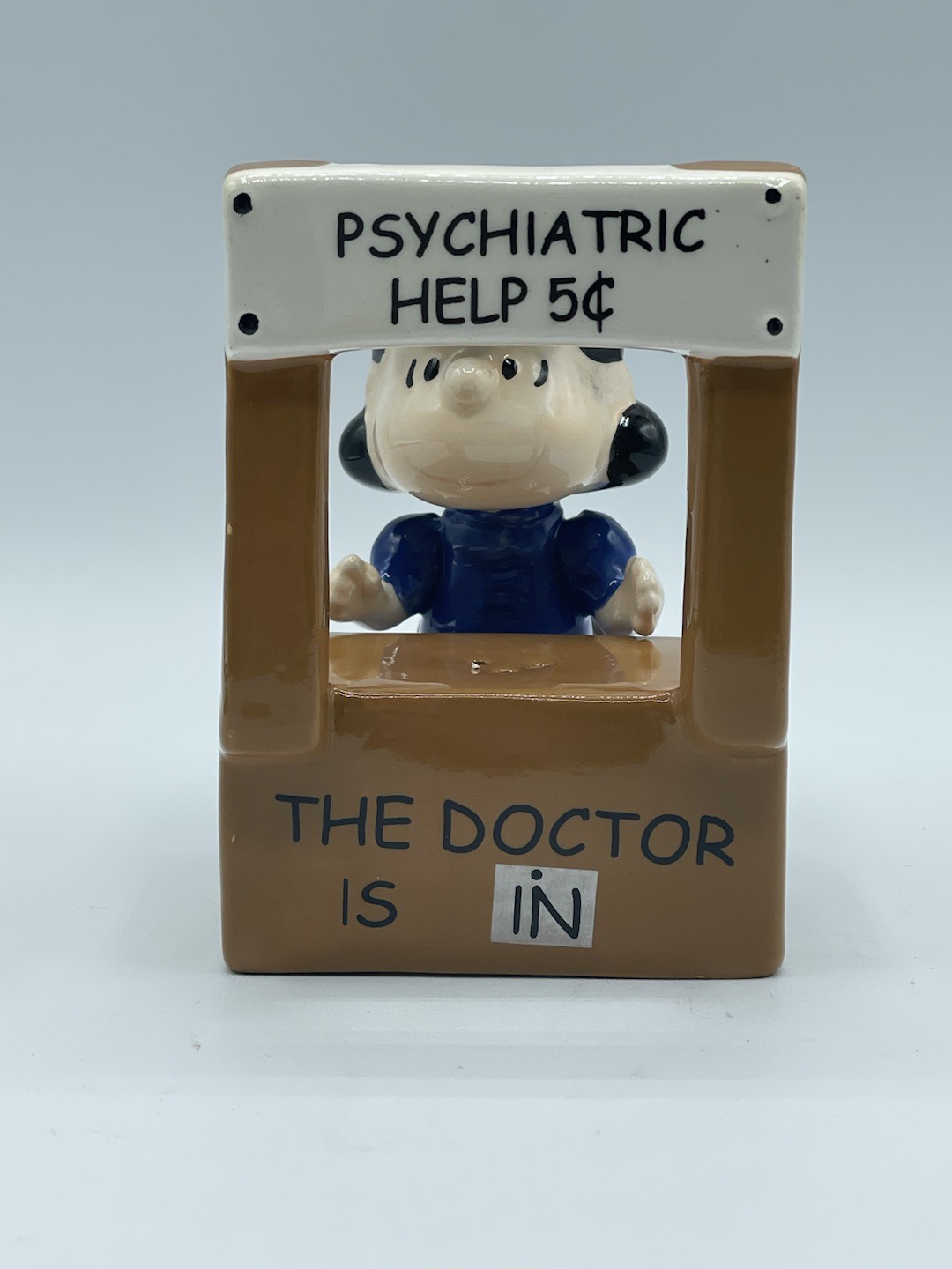Vintage Peanuts Lucy Psychiatrist Office Magnetic Salt & Pepper Shakers