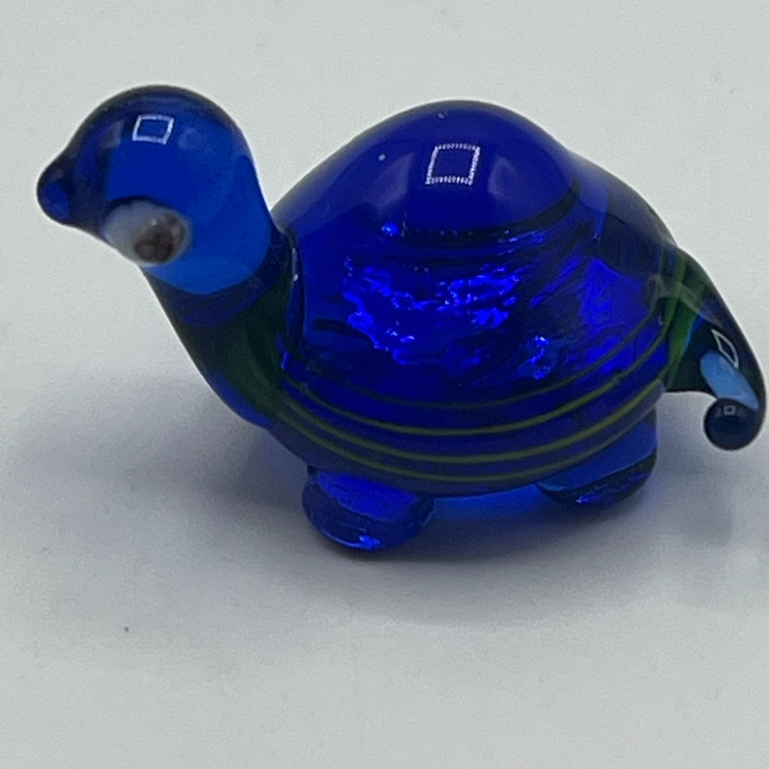 Tiny Blue Glass Glowy Turtle