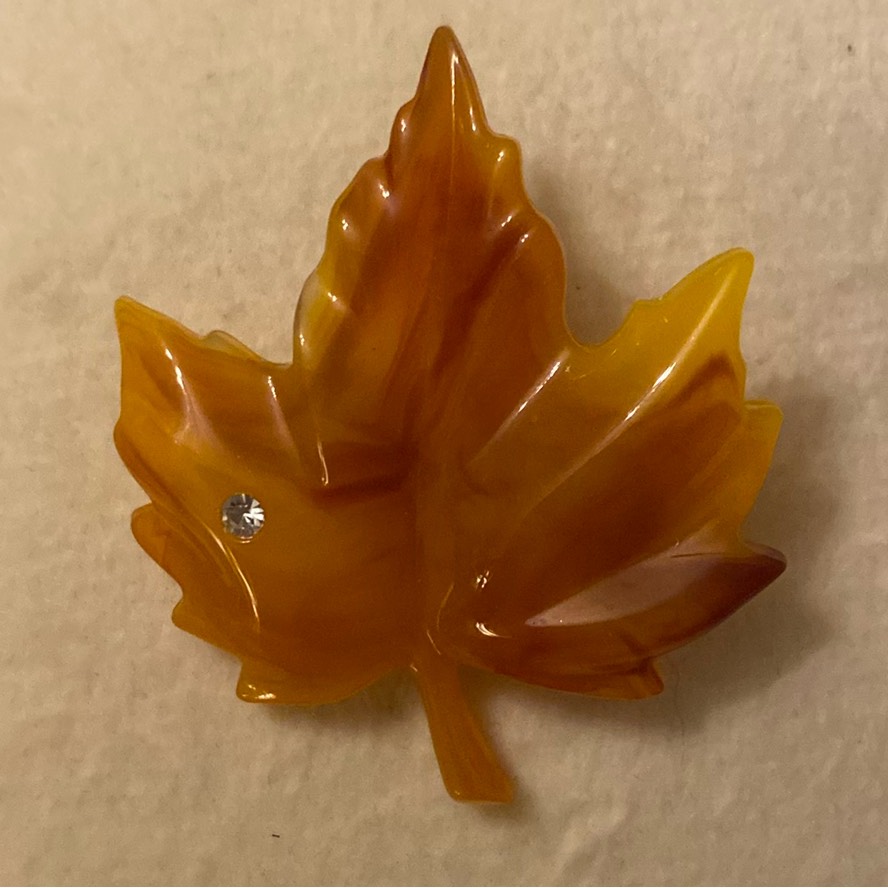 Vintage AVON Fall Leaf Brooch ~ Beautiful Fall Shades Of Amber, Yellow ...