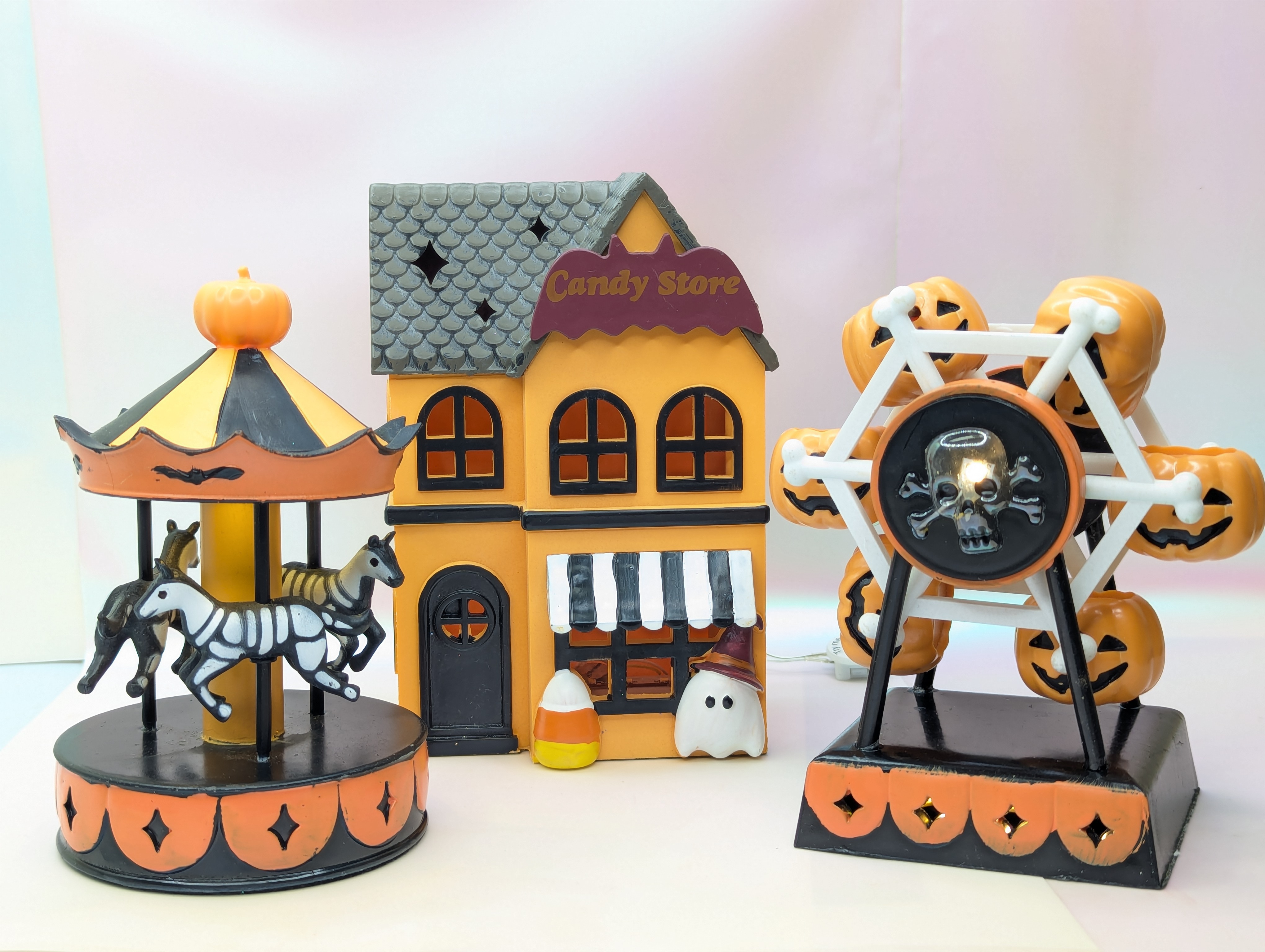 Target Bullseye Halloween Light up Ferris Wheel, Merry-Go-Round, Candy ...
