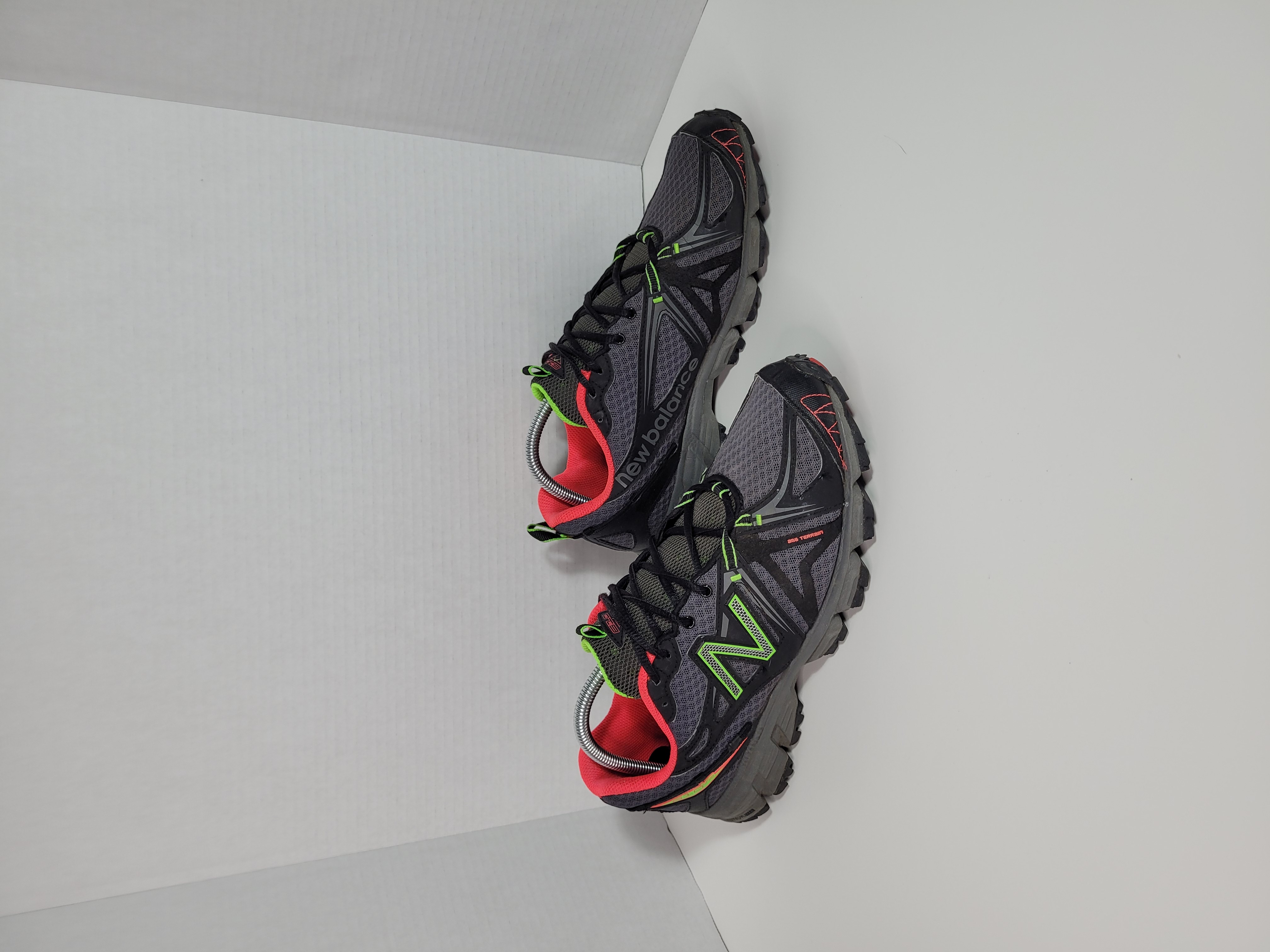 New Balance 610 V2 Trail Running Women's Athletic Shoes Size 11 Black ...