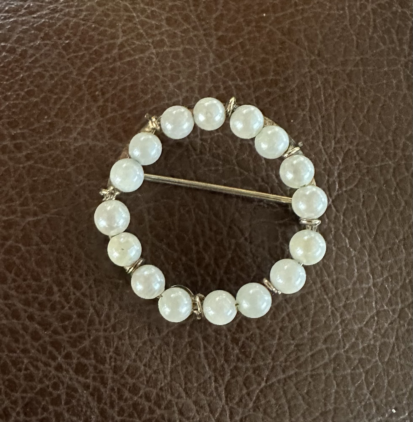 Mid Century Modern 12k Gold Filled & Cultured Pearl Circle Pin Brooch