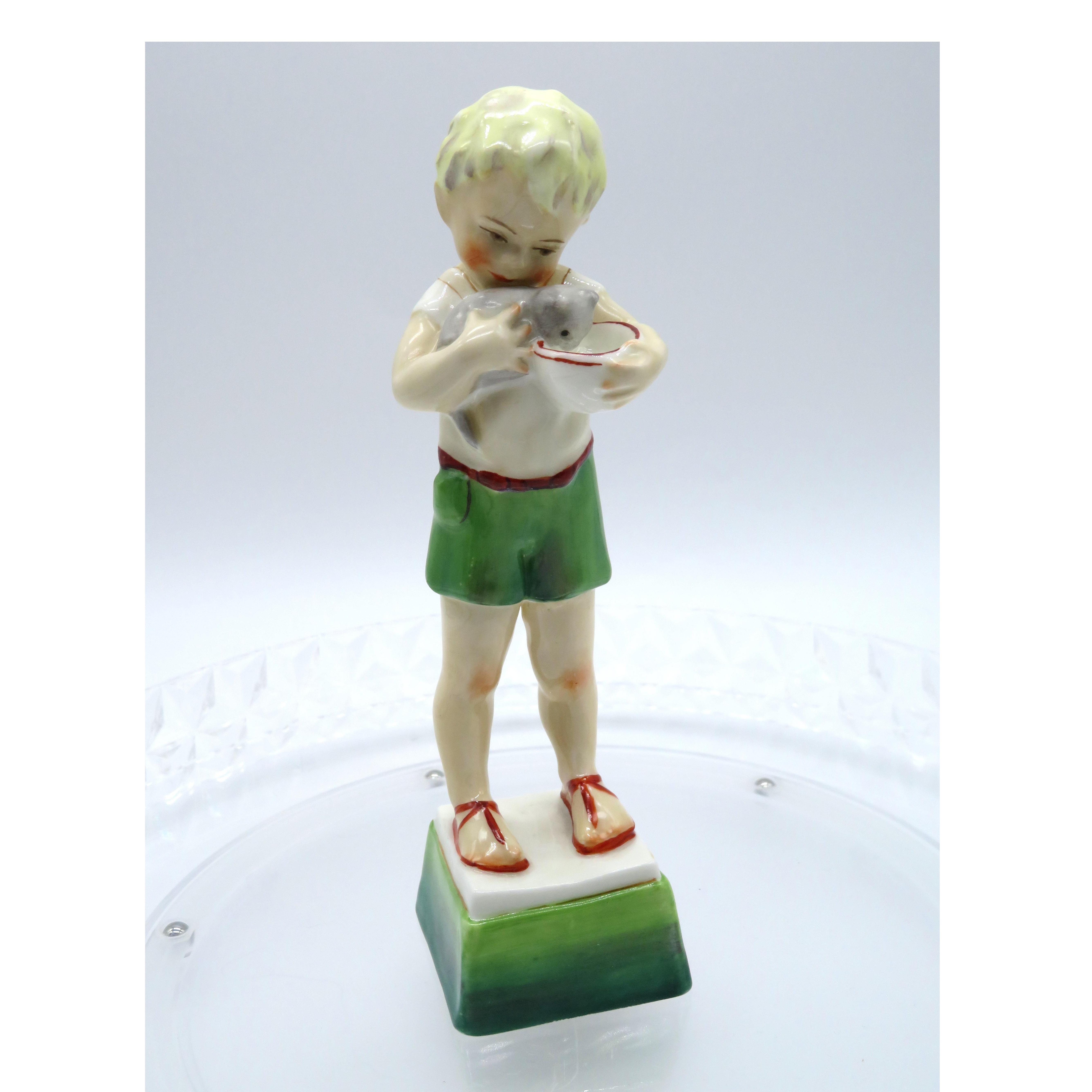 Vintage 1938 Royal Worcester Figurine "FRIDAYS CHILD IS LOVING & GIVING ...