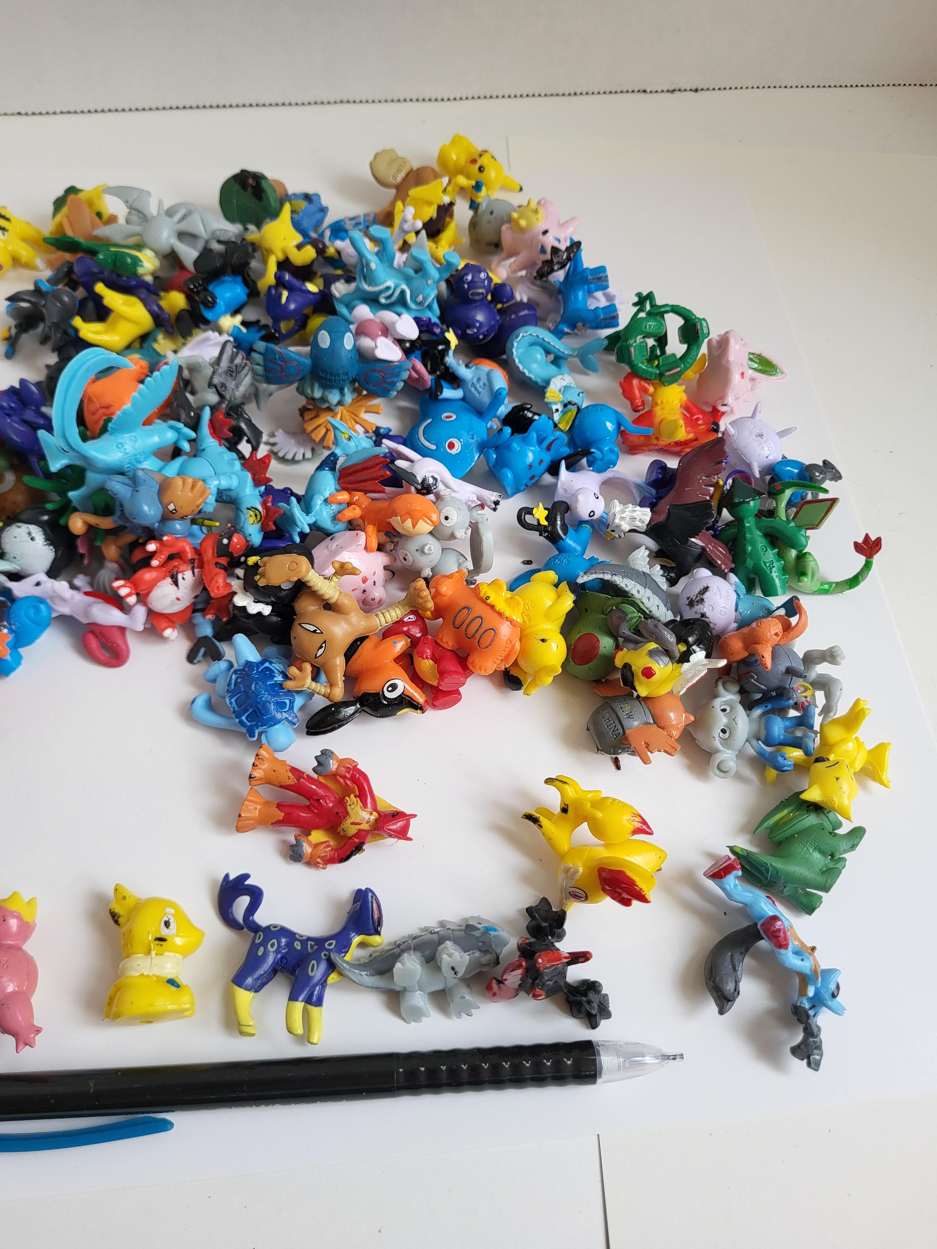 100 Pcs Of 1" Pokemon Figures