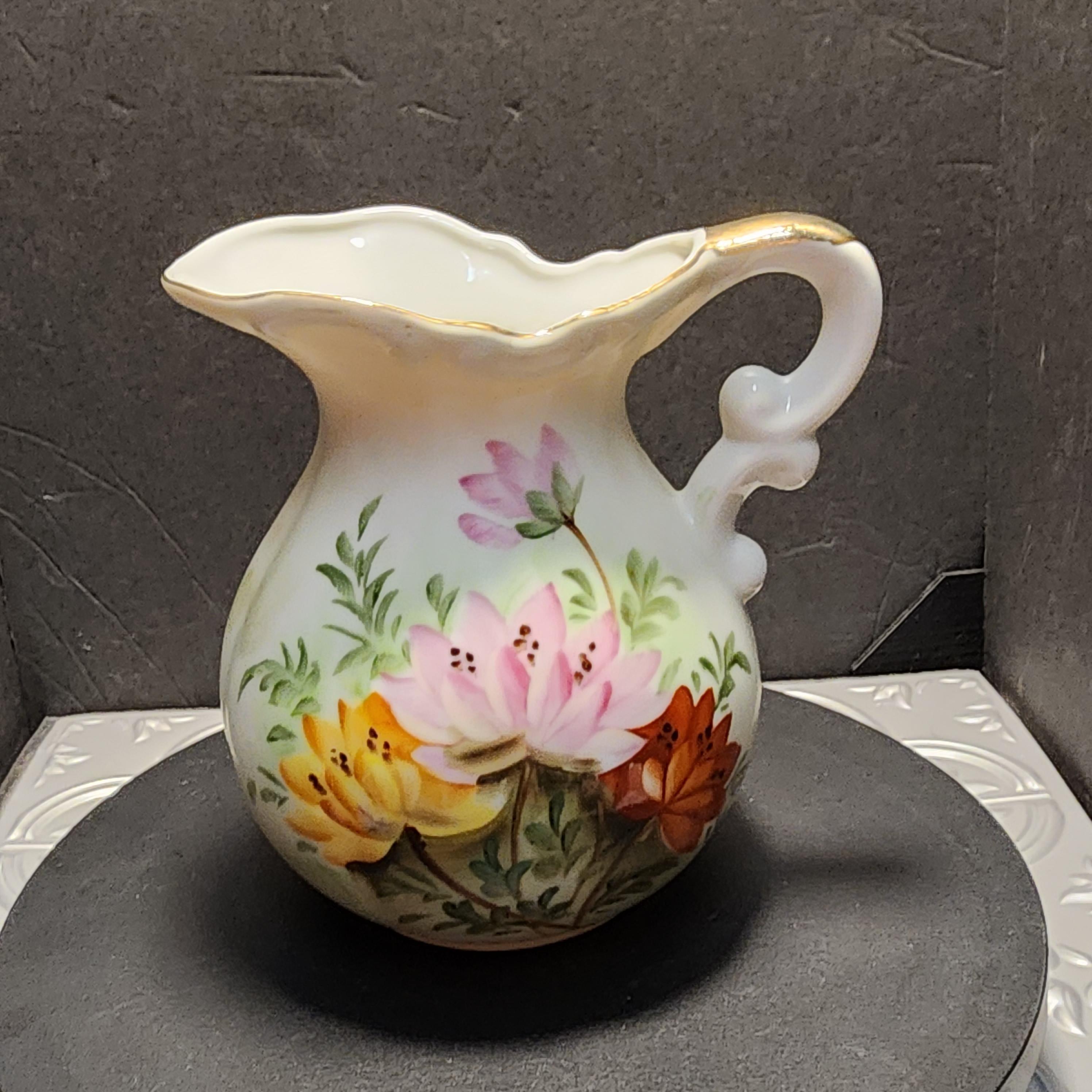 Vintage lefton flower spring time picher