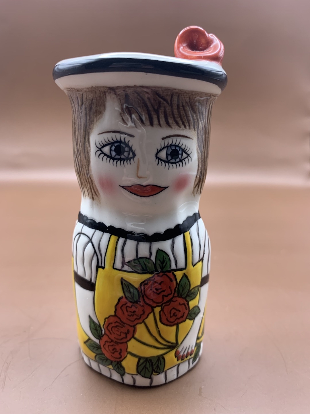 Ganz Vase Susan Paley "Roseanne” Refrigerator Magnet Bud Vase