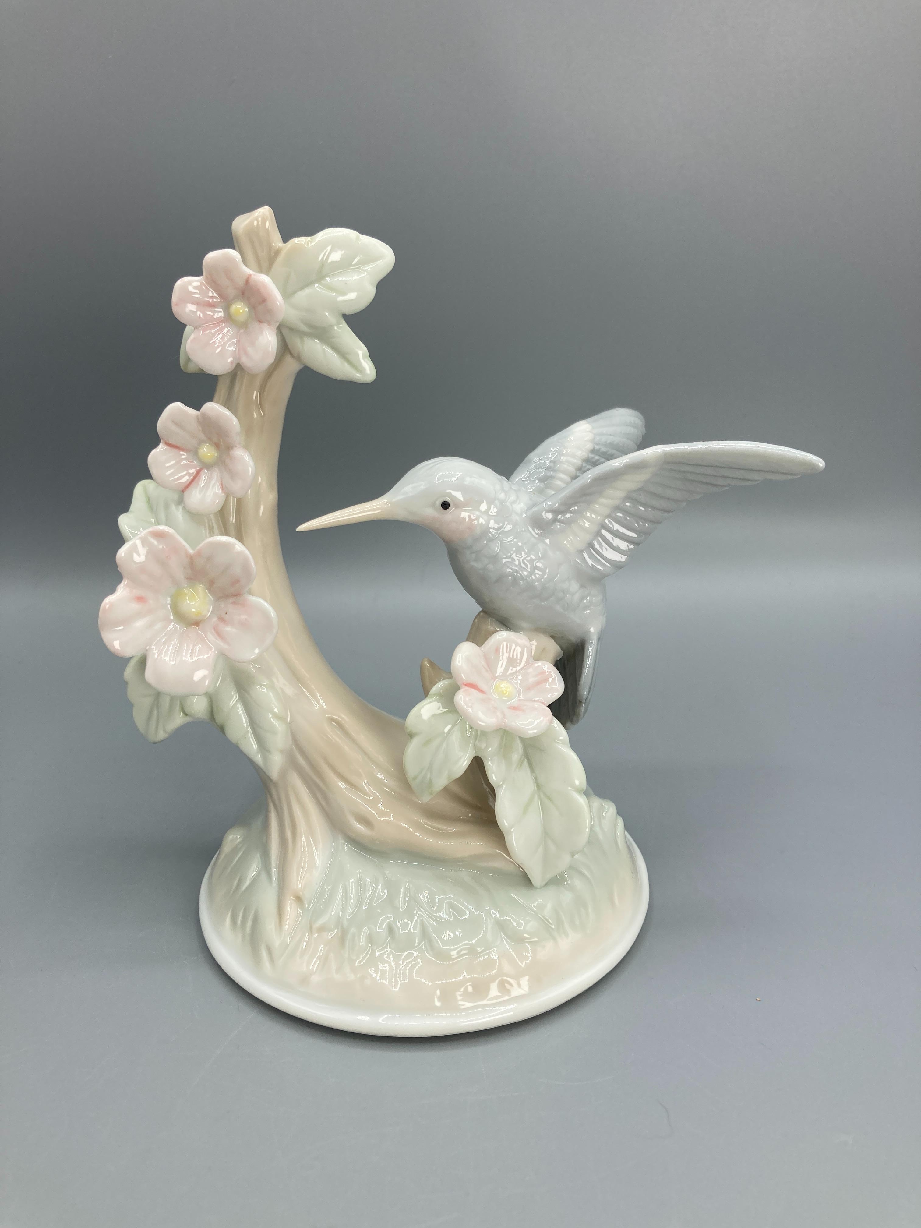 Vintage DAVAR Originals Hummingbird w/ Flowers Branch Figurine Ceramic ...