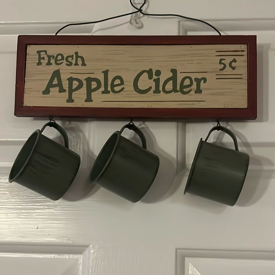 Fresh Apple Cider Wall Decor